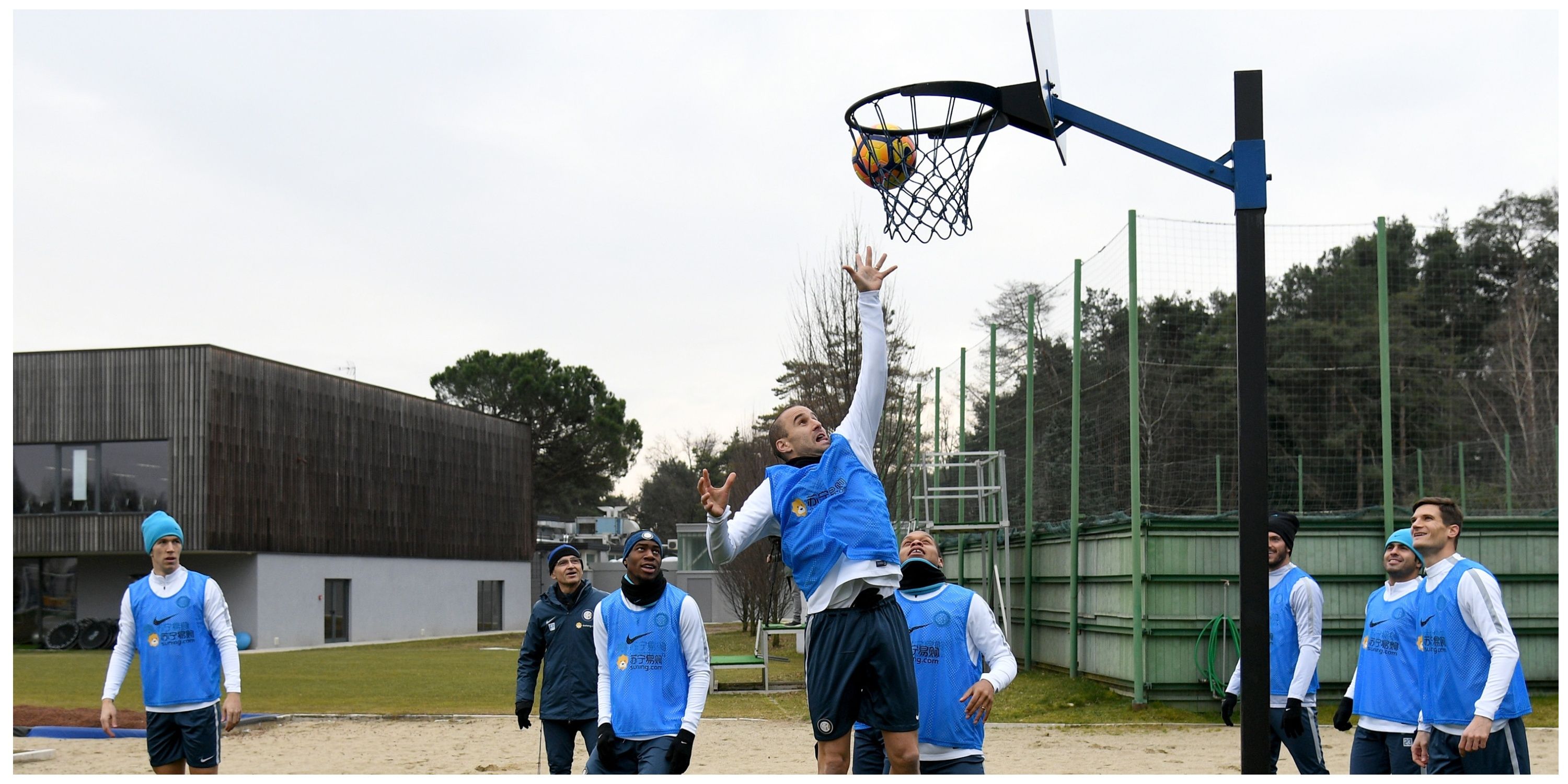 14 Footballers that also played a different sport ft Bale, Cech and Maldini