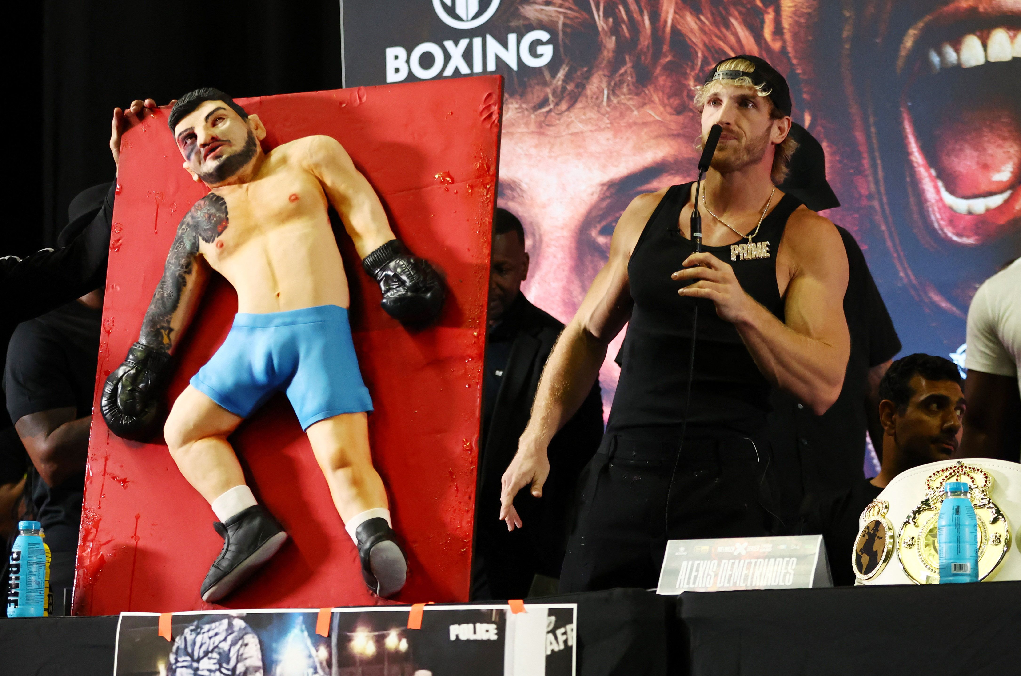 Dillon Danis' hilarious antics in Logan Paul workout including WWE top ...