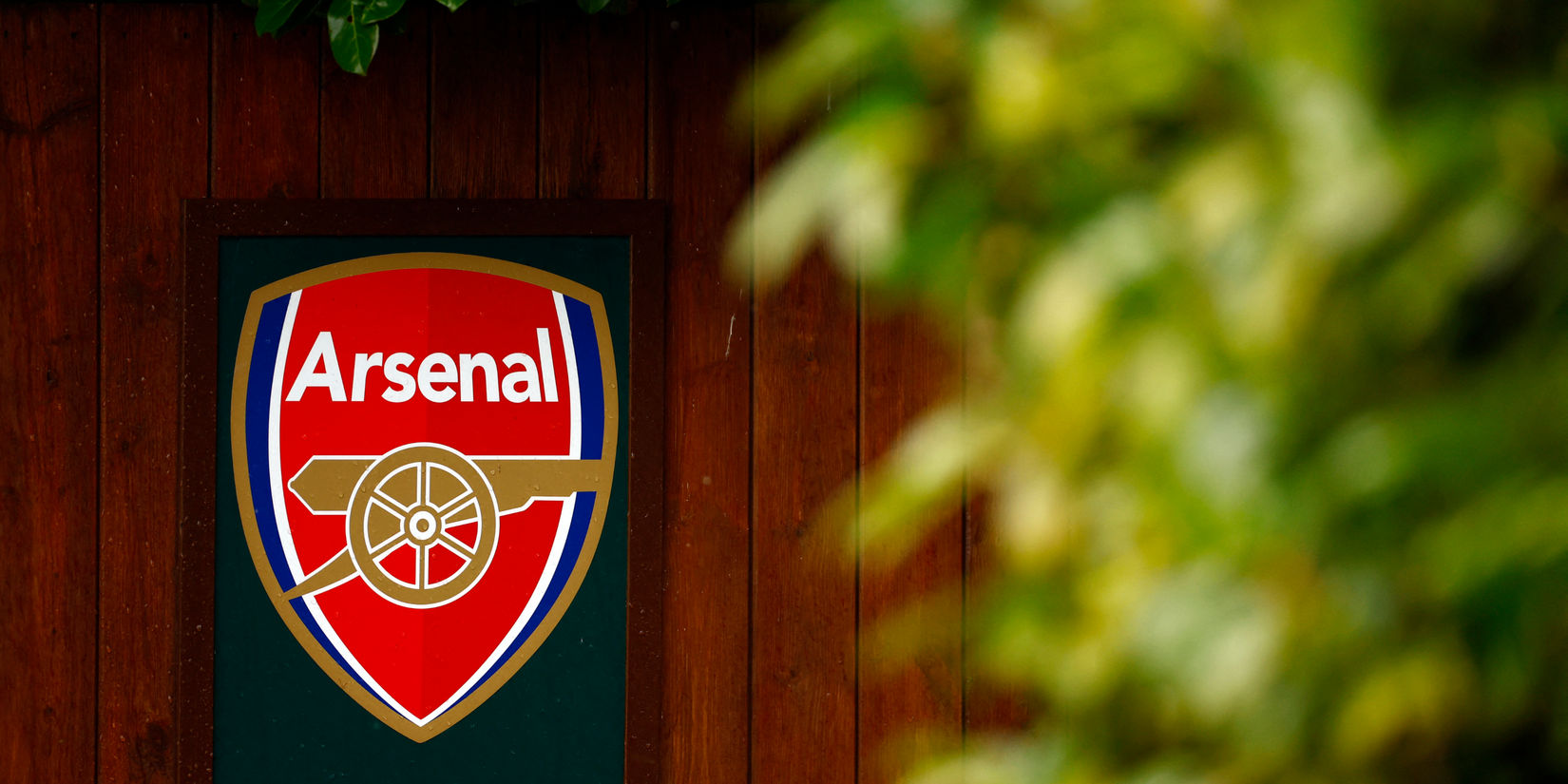 Why Arsenal Have a Cannon on Their Badge