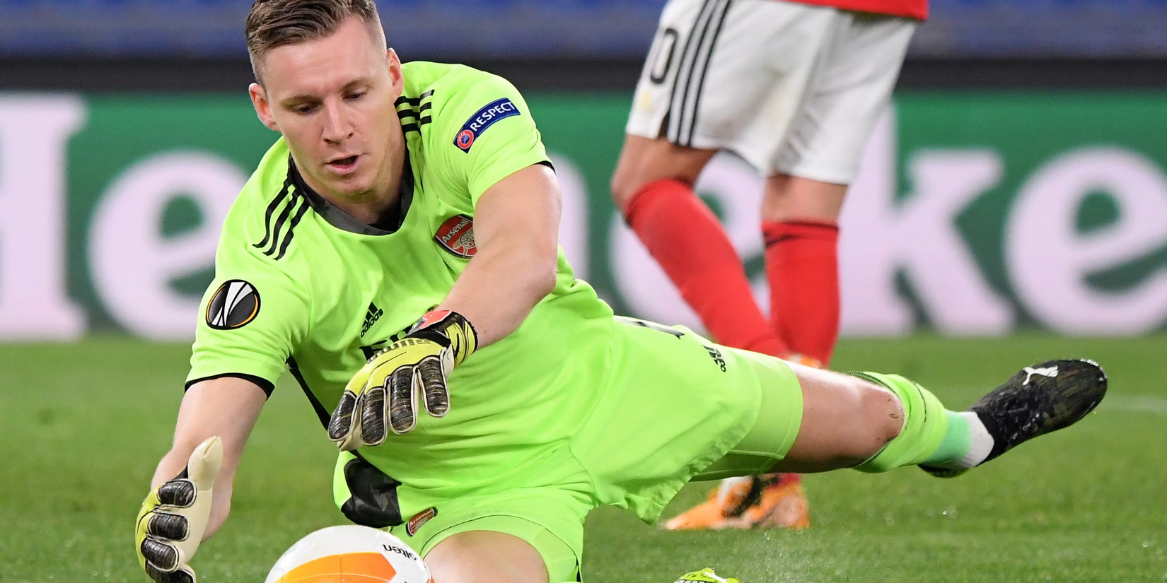 10 Greatest Saves in Premier League History (Ranked)