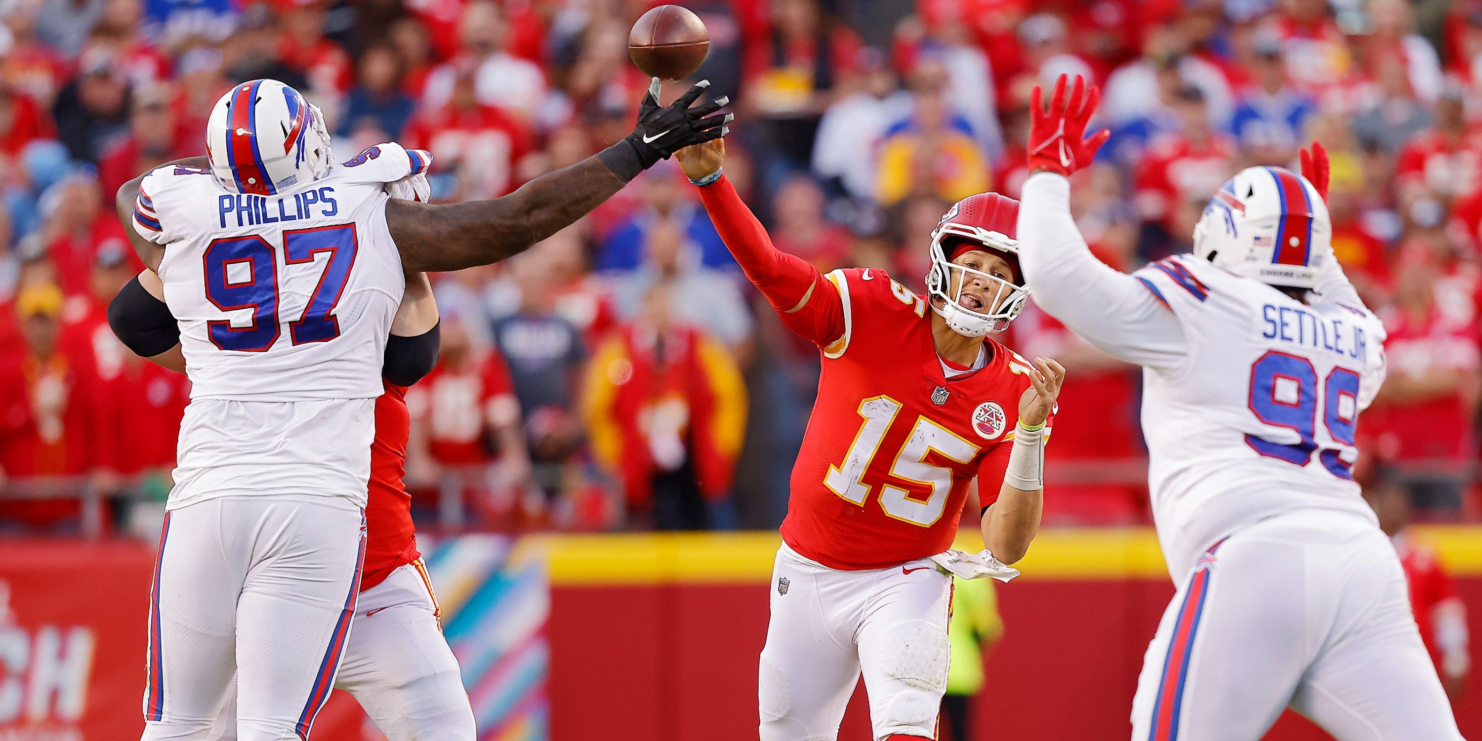 Every multi-INT game of Patrick Mahomes' career