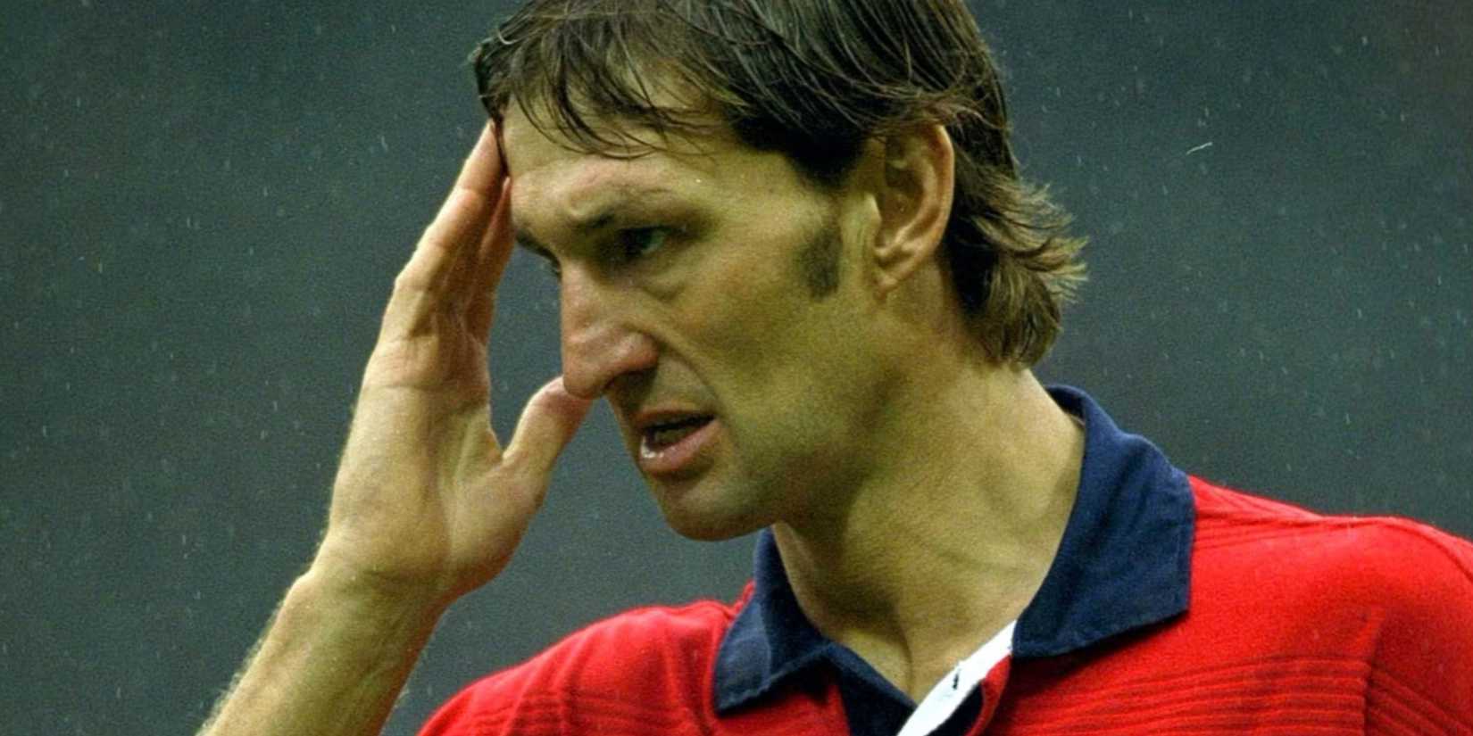 10 Clumsiest Players in Football History [Ranked]