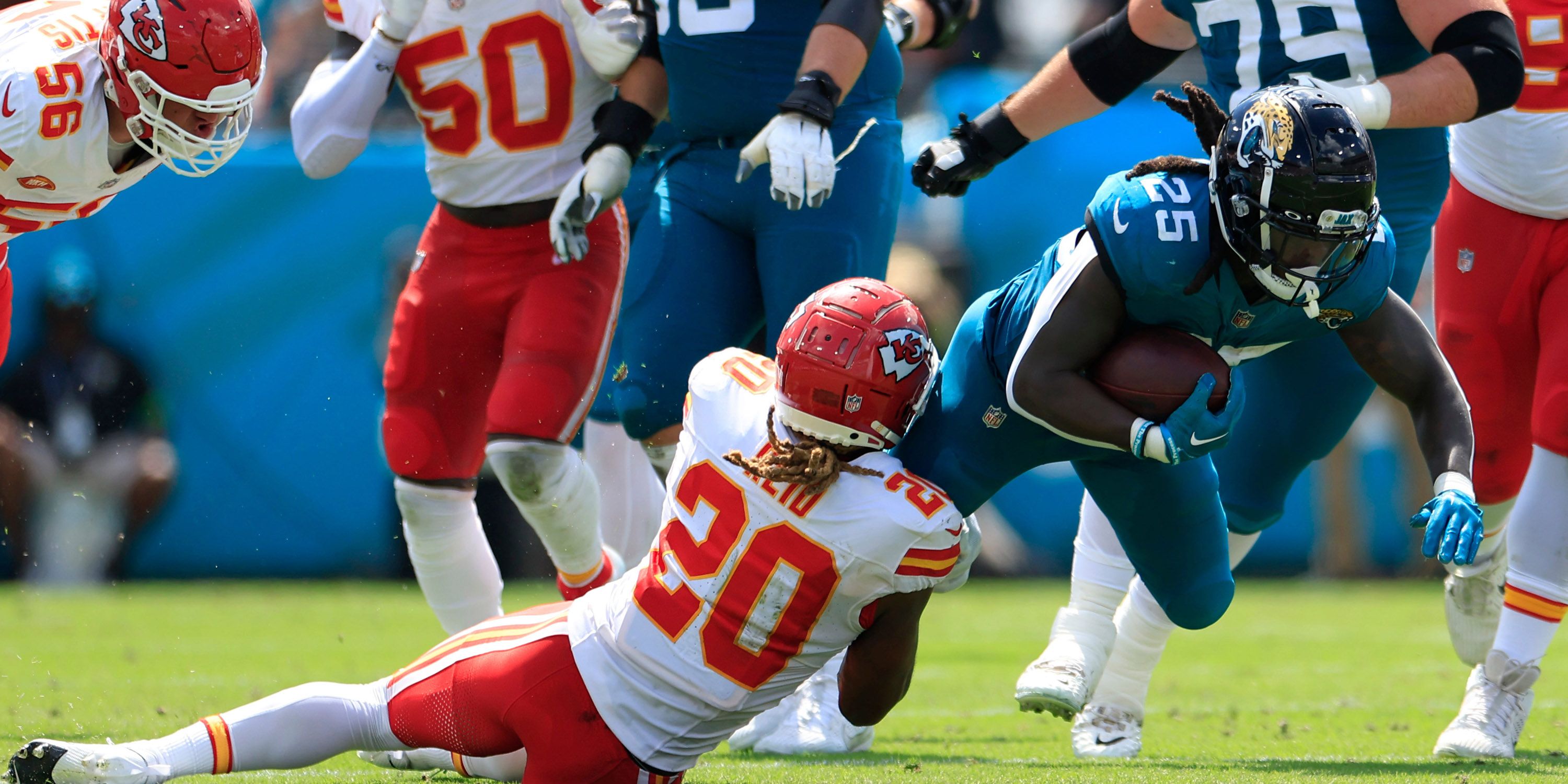 Trade target for each AFC team at the deadline