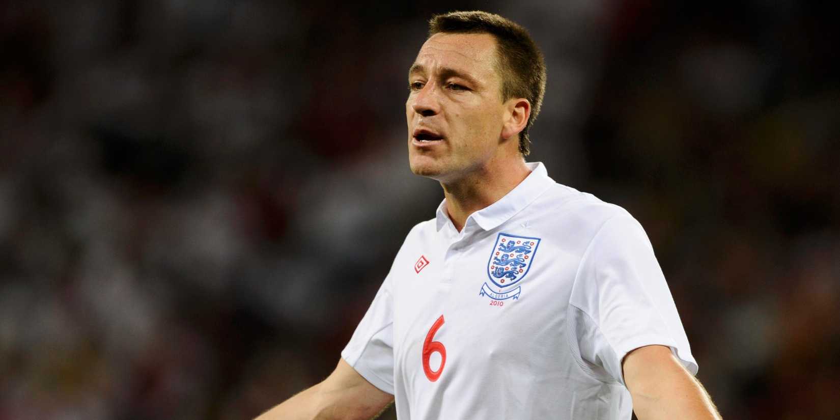 10 Greatest England Defenders in Football History [Ranked]