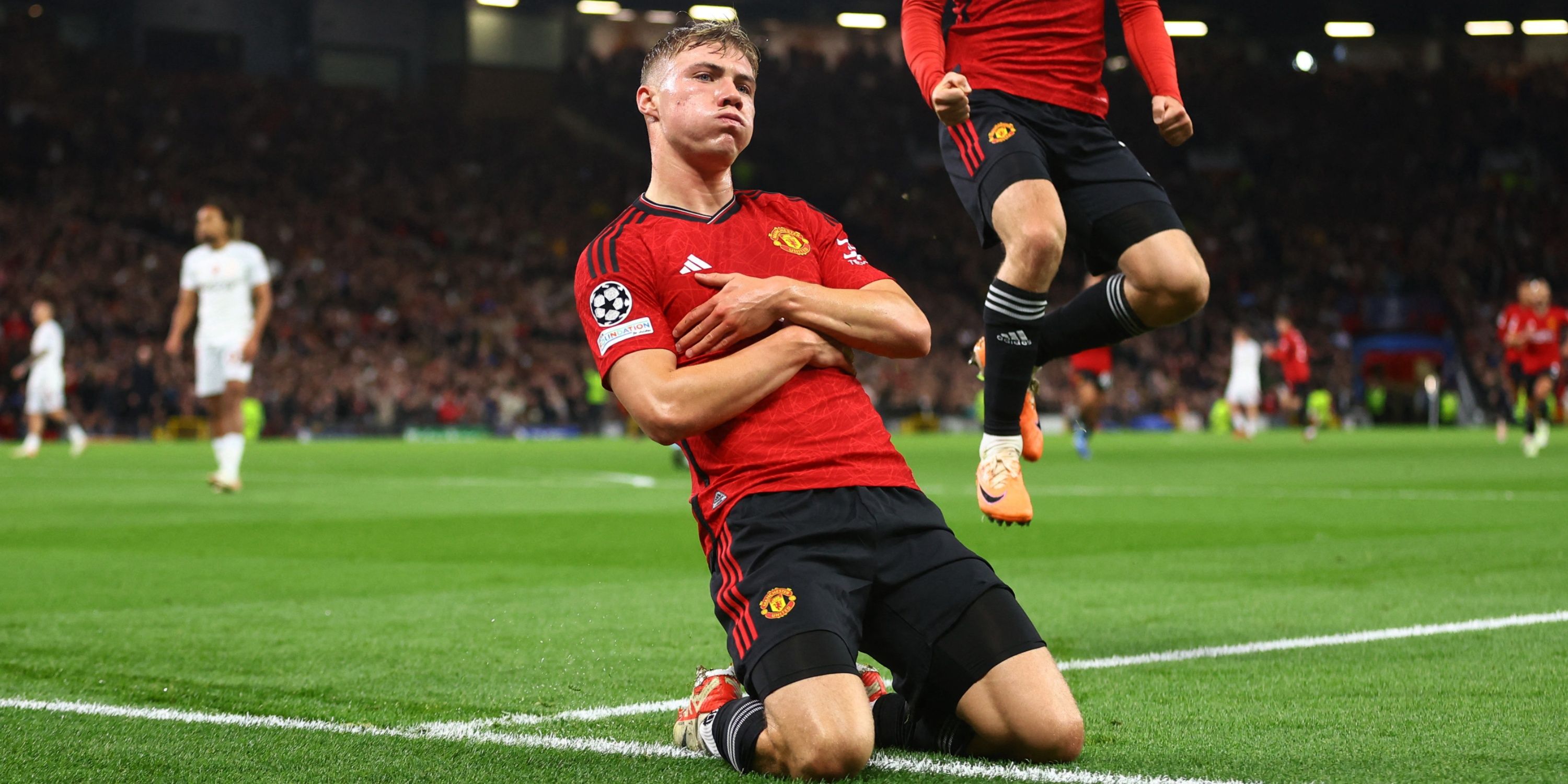 Video shows just how many Turkish fans were inside Old Trafford for Man ...