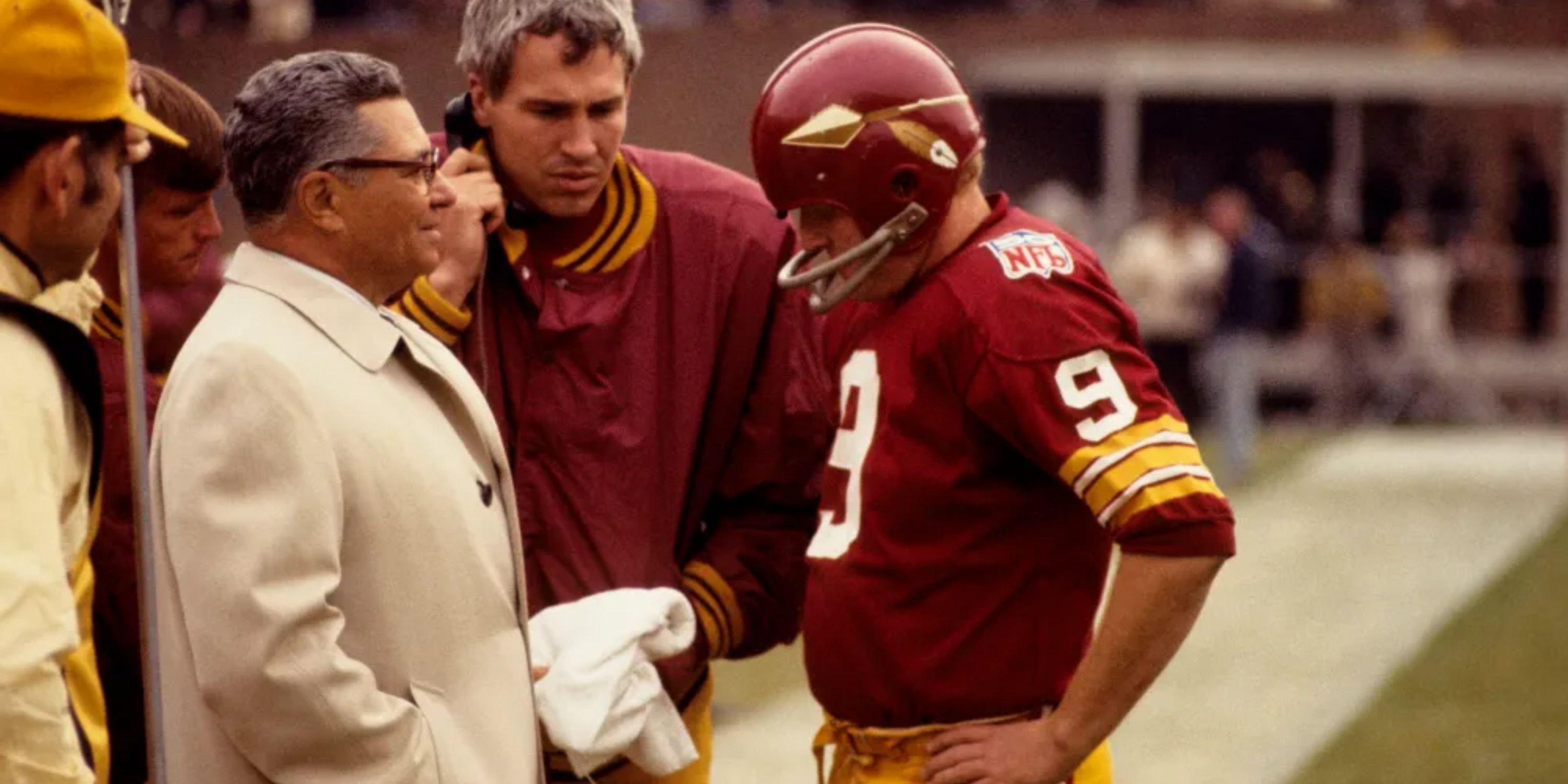 Top 10 QBs who never won a Super Bowl