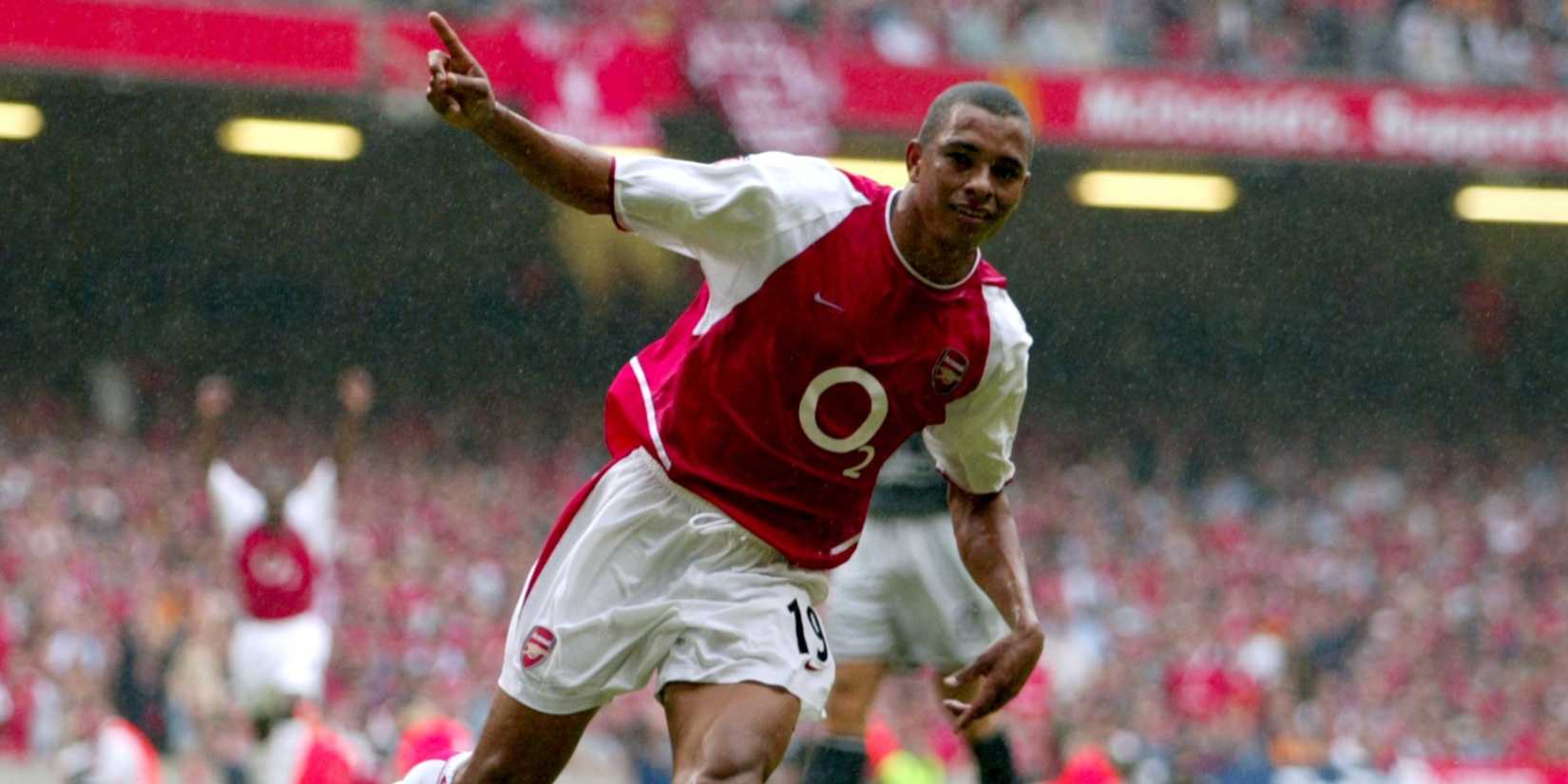 15 Greatest Defensive Midfielders in Football History [Ranked]