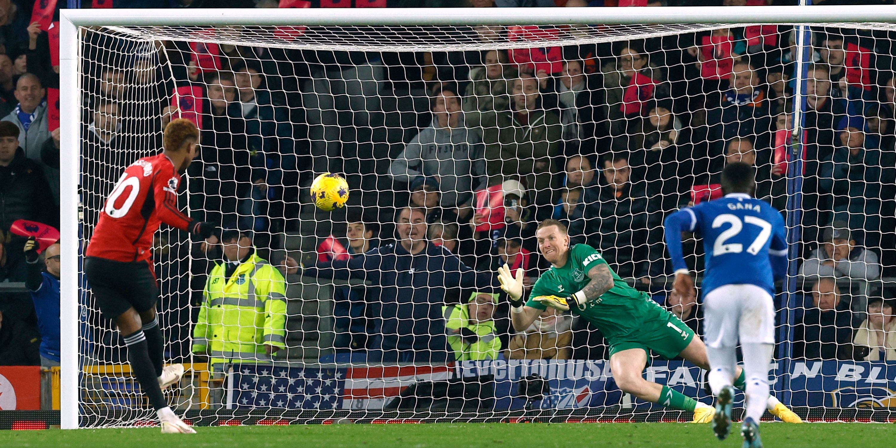 Roy Keane calls out Erik ten Hag for 'rubbish' comments after Everton 0 ...