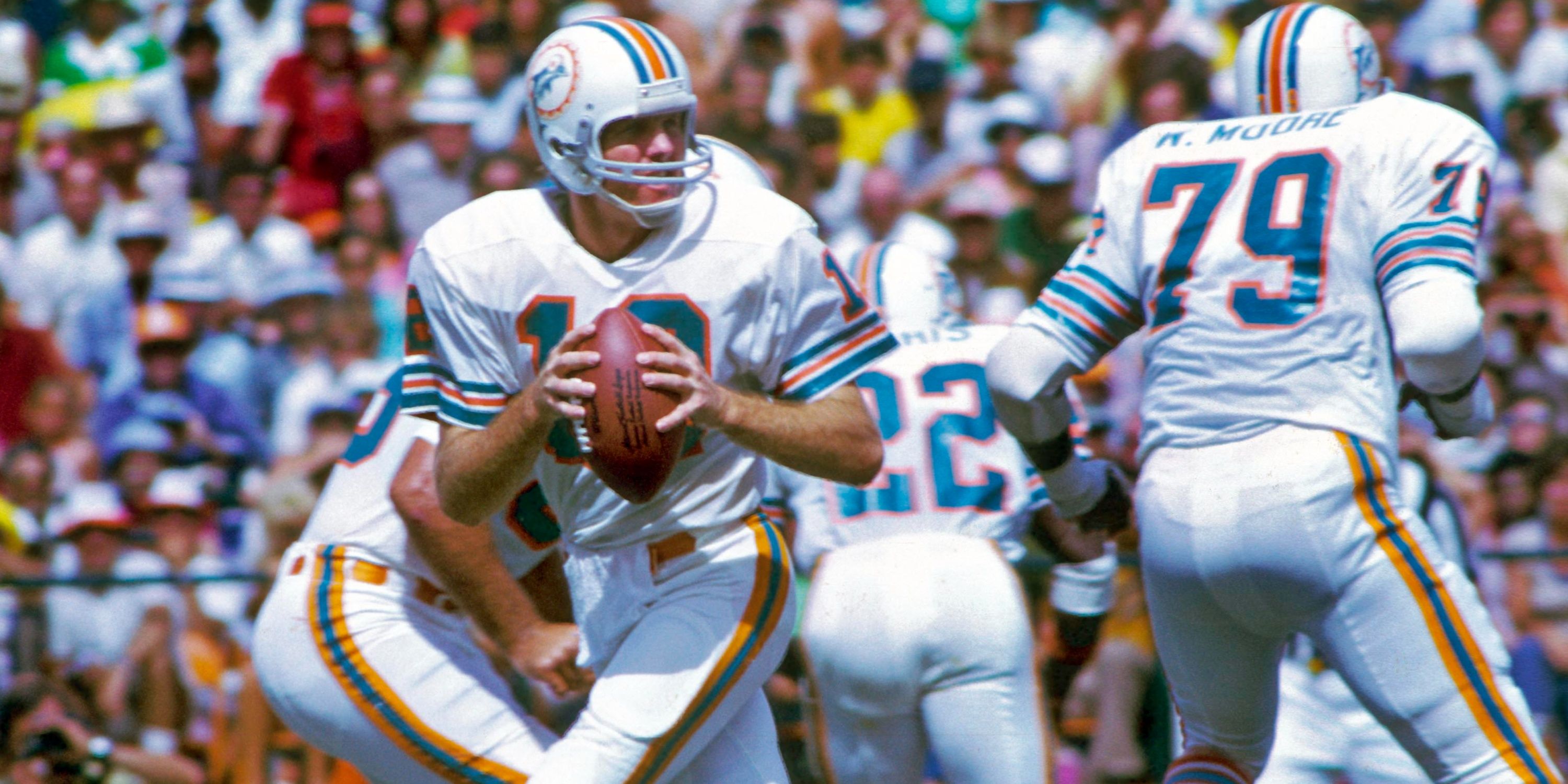 10 most iconic NFL Thanksgiving performances