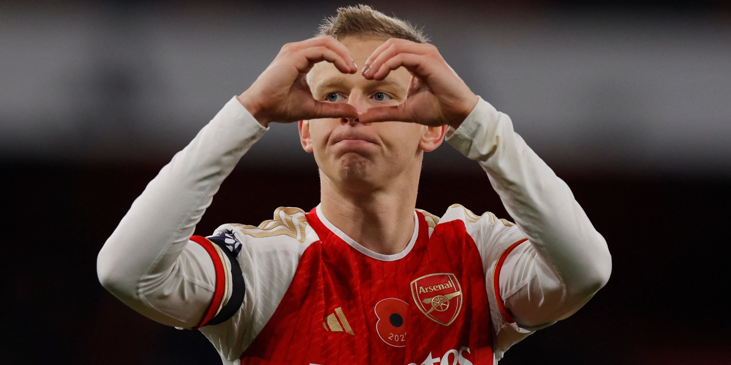 Oleksandr Zinchenko scores scissor kick goal in Arsenal 3-1 Burnley