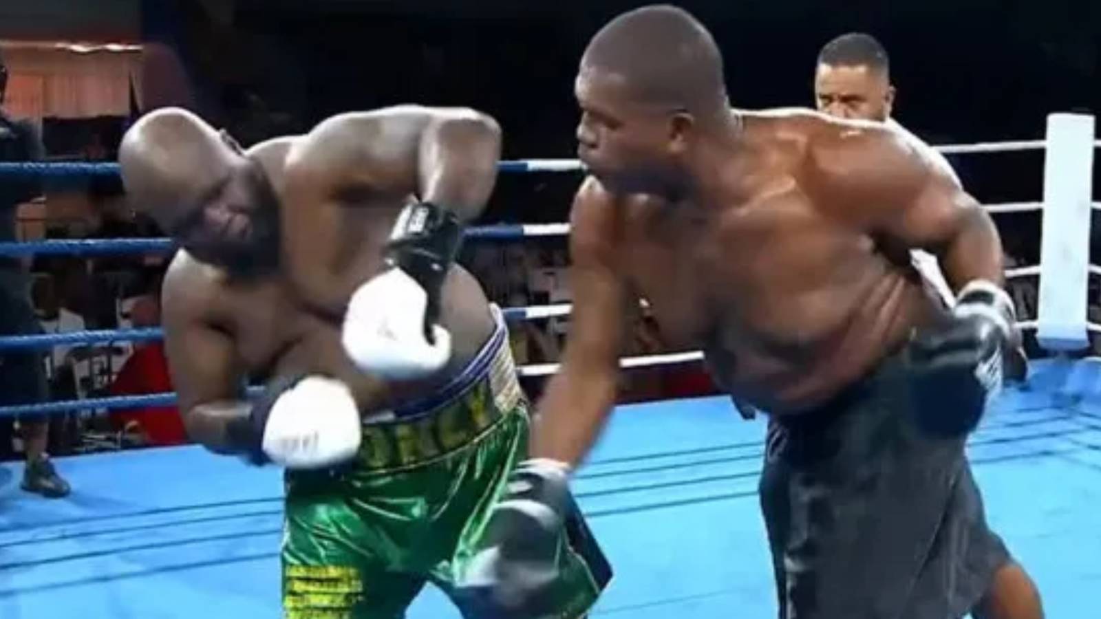 Footage emerges of 'disturbing' James Toney v Donovan Ruddock boxing ...