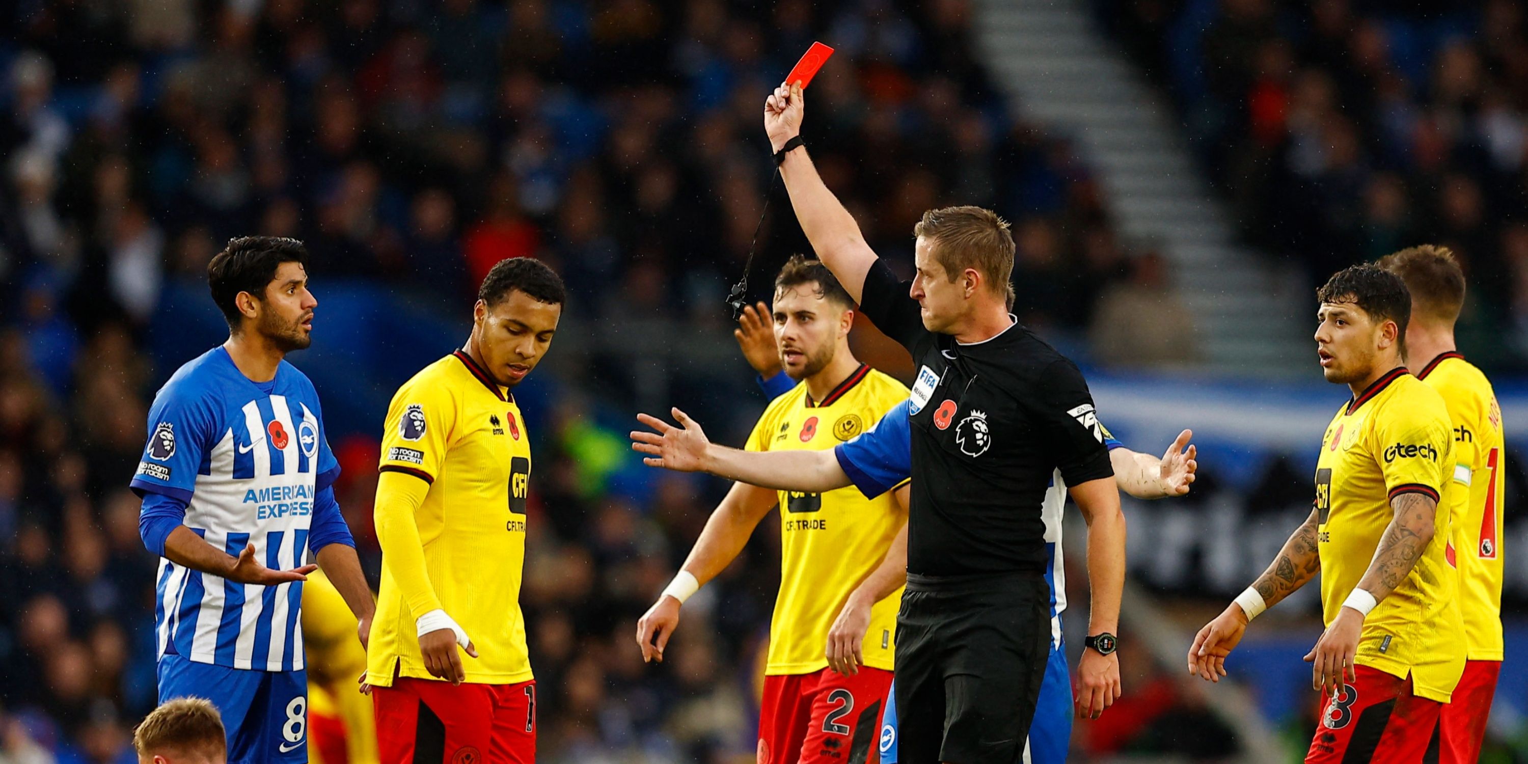 VAR 解释：其工作原理、决策过程等 - 极客指南