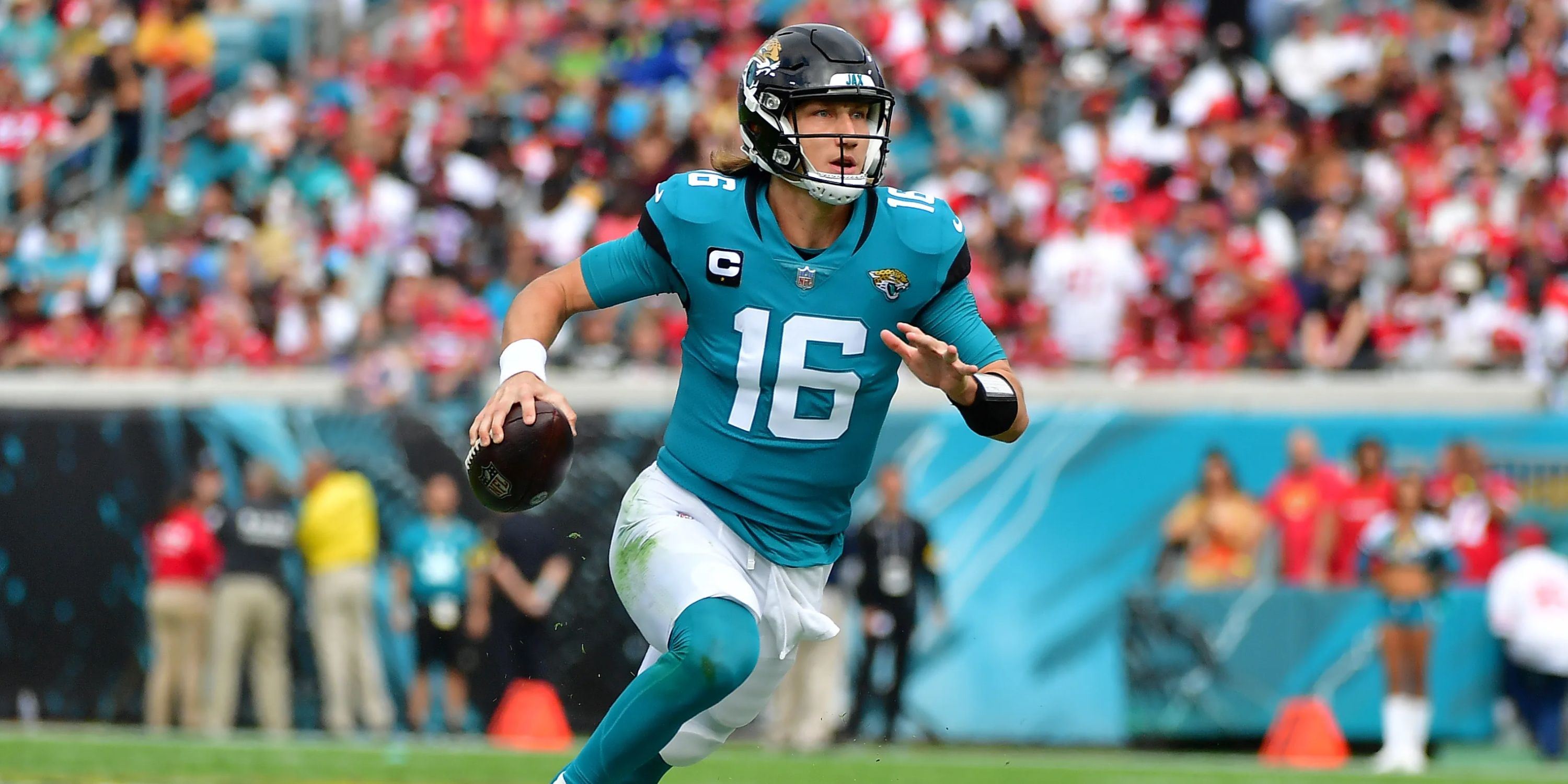 A closer look at the 10 QBs with lowest interception rates in the NFL