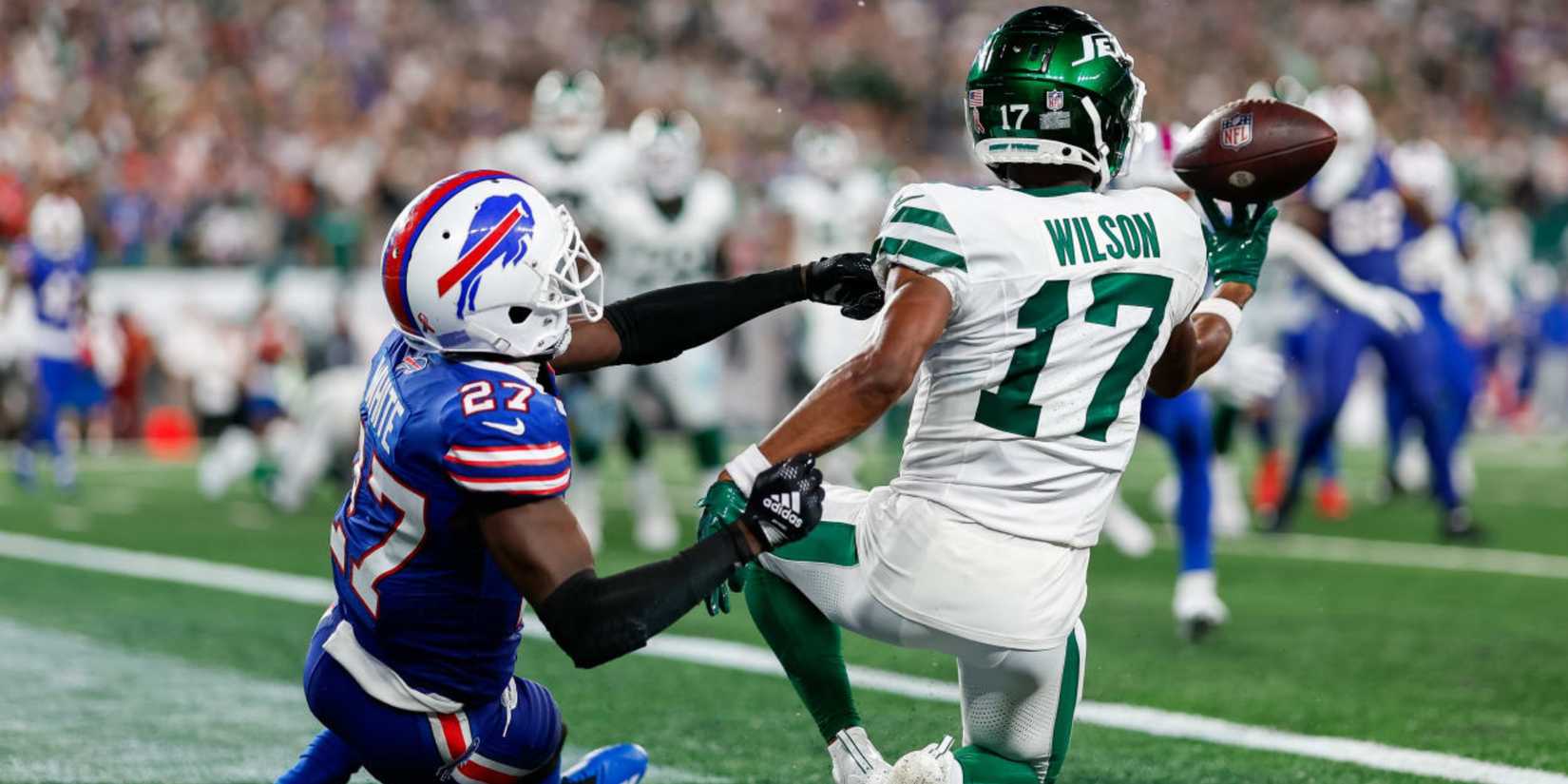Top 10 NFL Wide Receivers Right Now (Ranked)