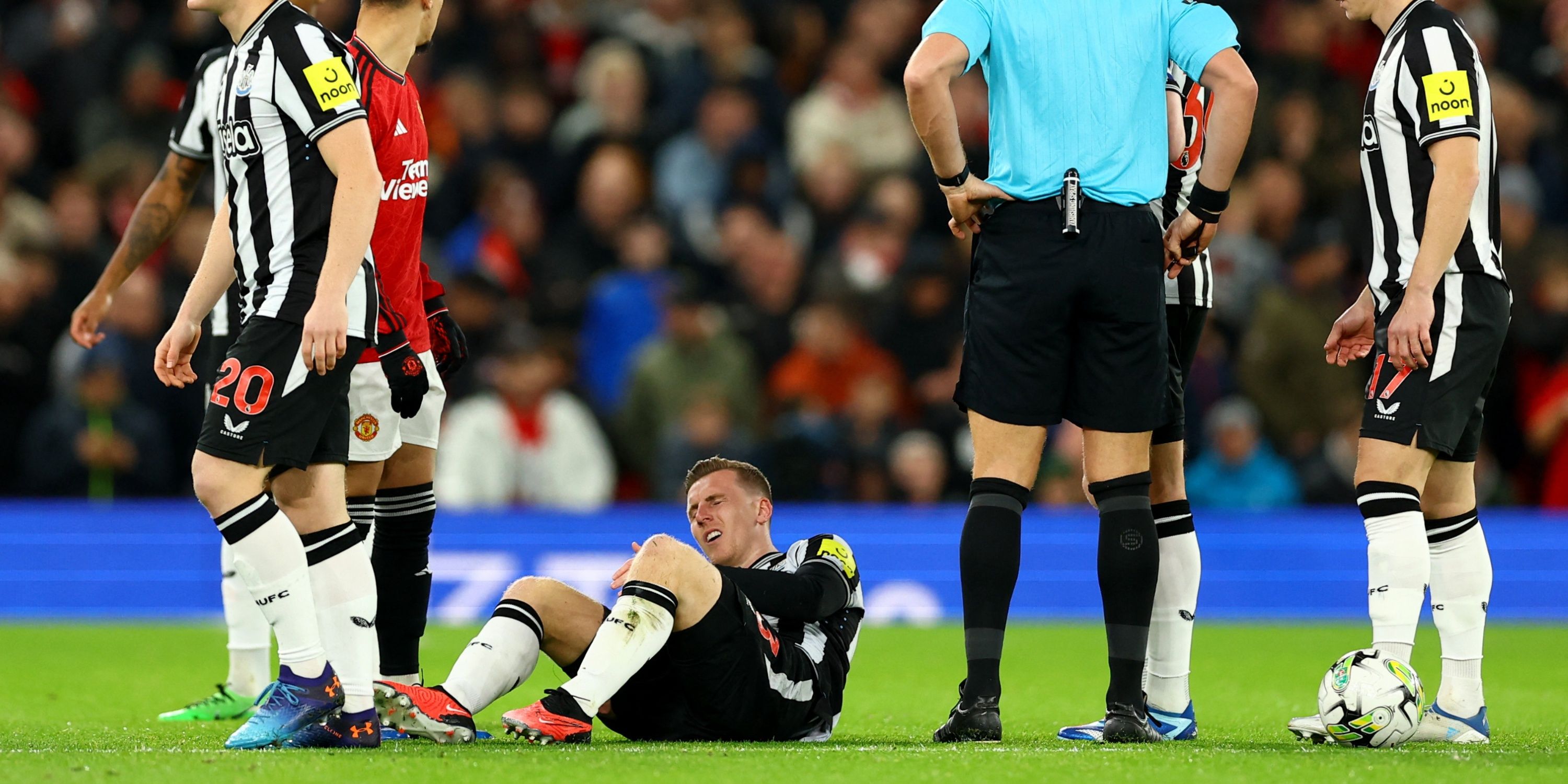 Leicester Want to Sign 'Outstanding' Newcastle Star for Van Nistelrooy