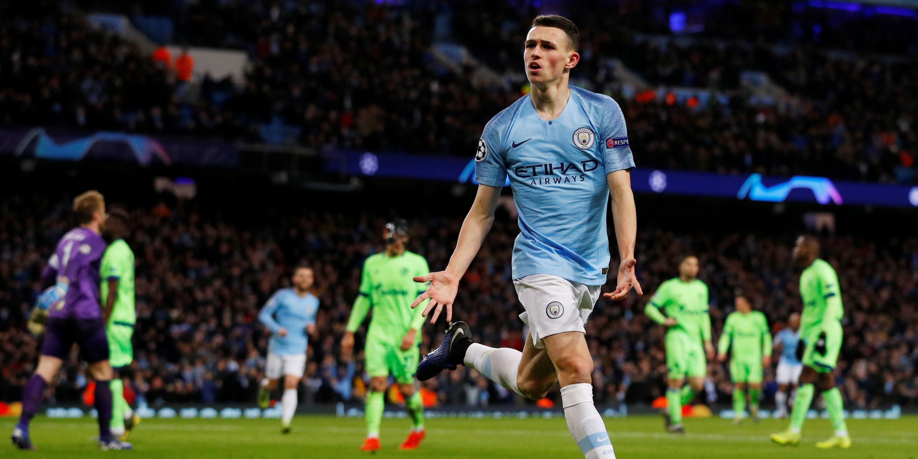10 Greatest Right-Wingers in Premier League History [Ranked]