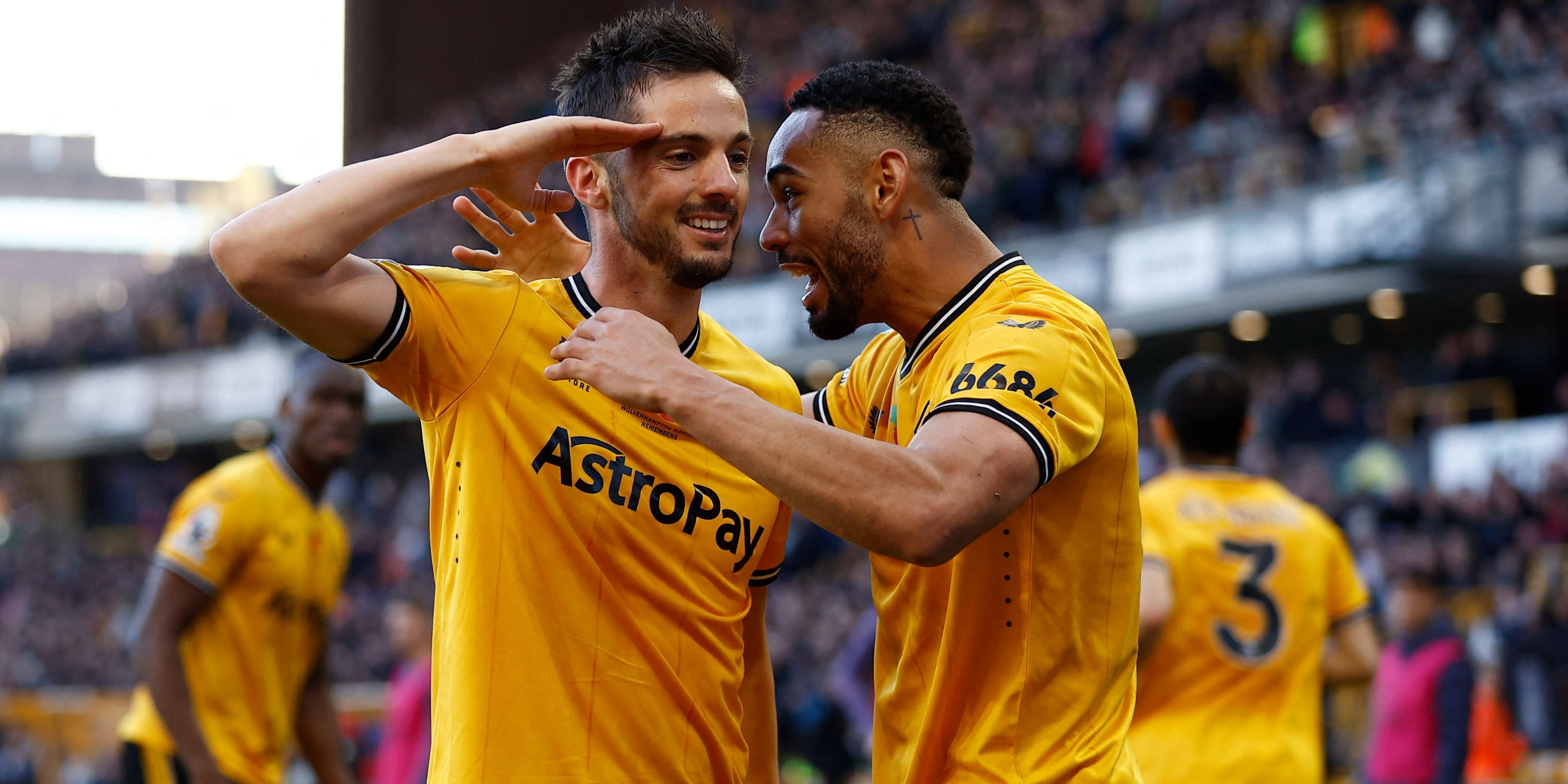 Wolves are more likely to sign Che Adams than Danny Ings or Hugo Ekitike