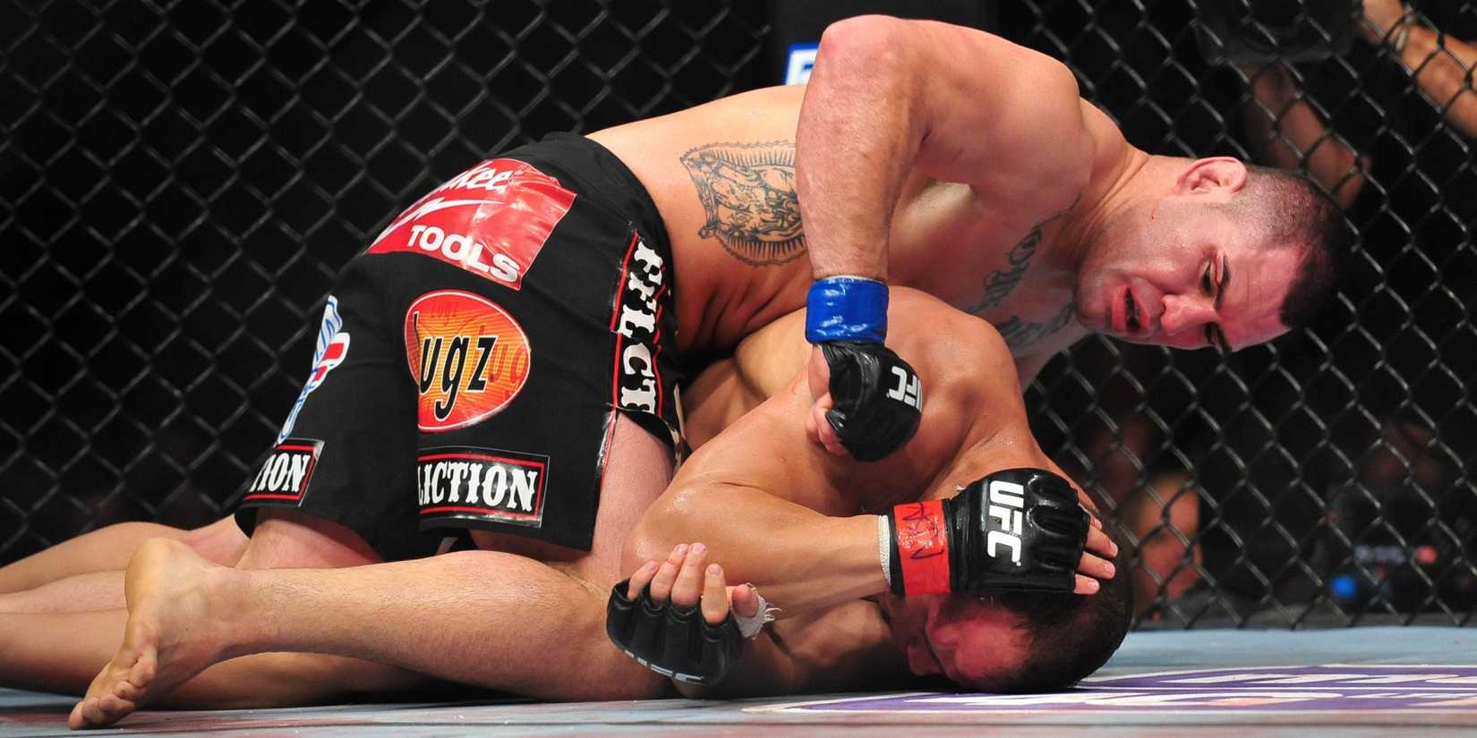 15 Greatest UFC Heavyweights Ever [Ranked]