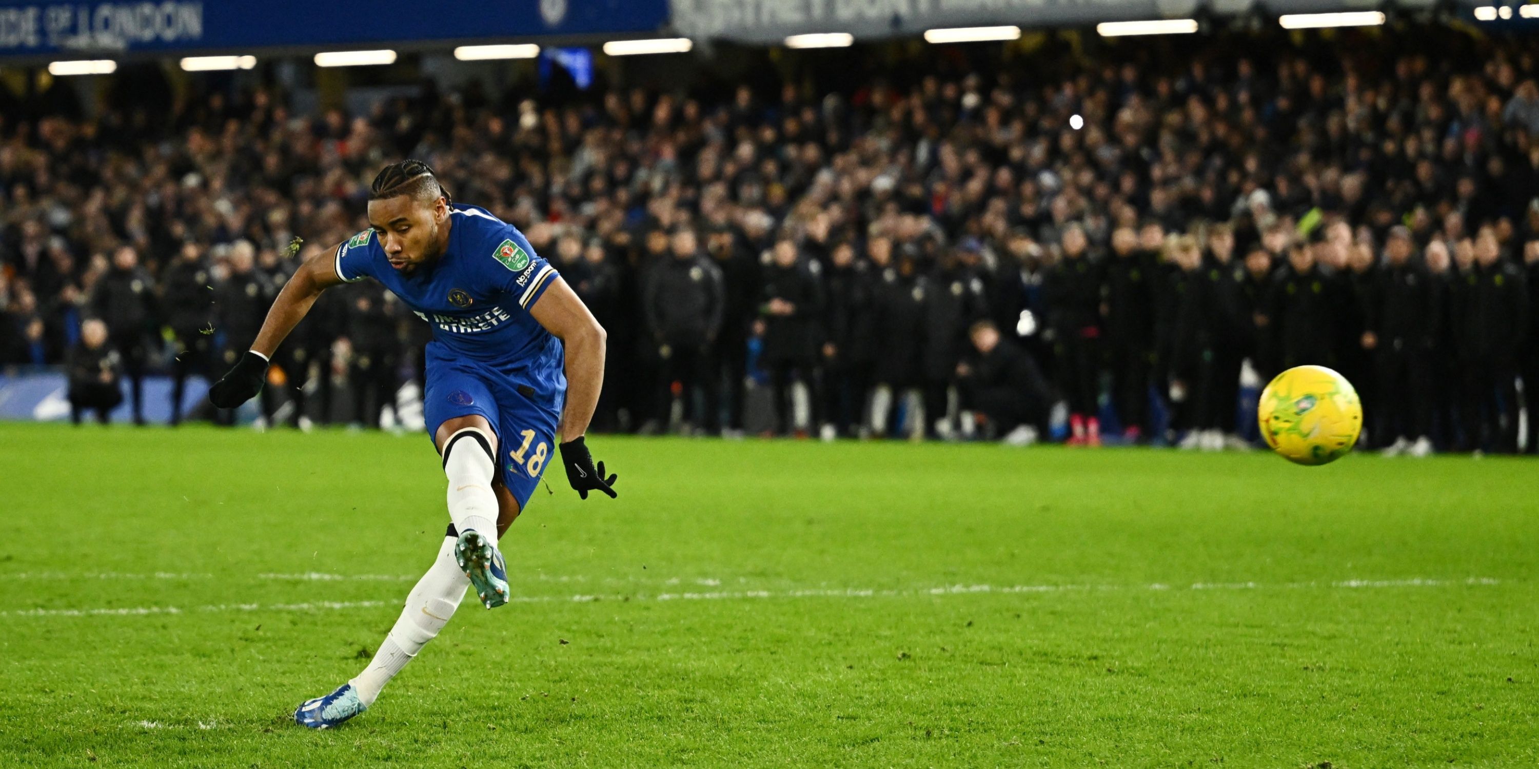 Chelsea move for Viktor Gyokeres would be 'dramatic and expensive'