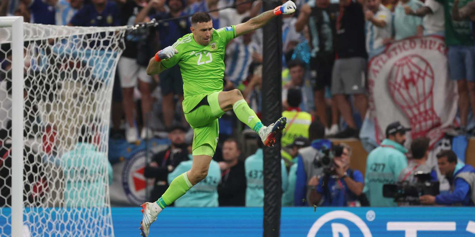 9 Greatest World Cup Winning Goalkeepers of All Time (Ranked)