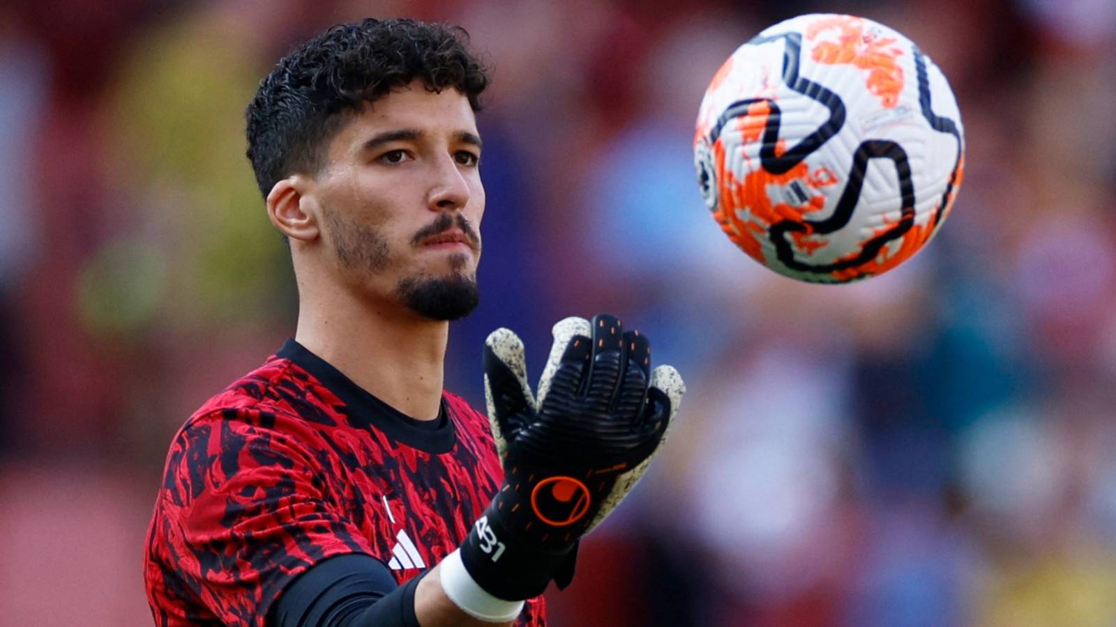 Man Utd 'very happy' with Altay Bayindir in training