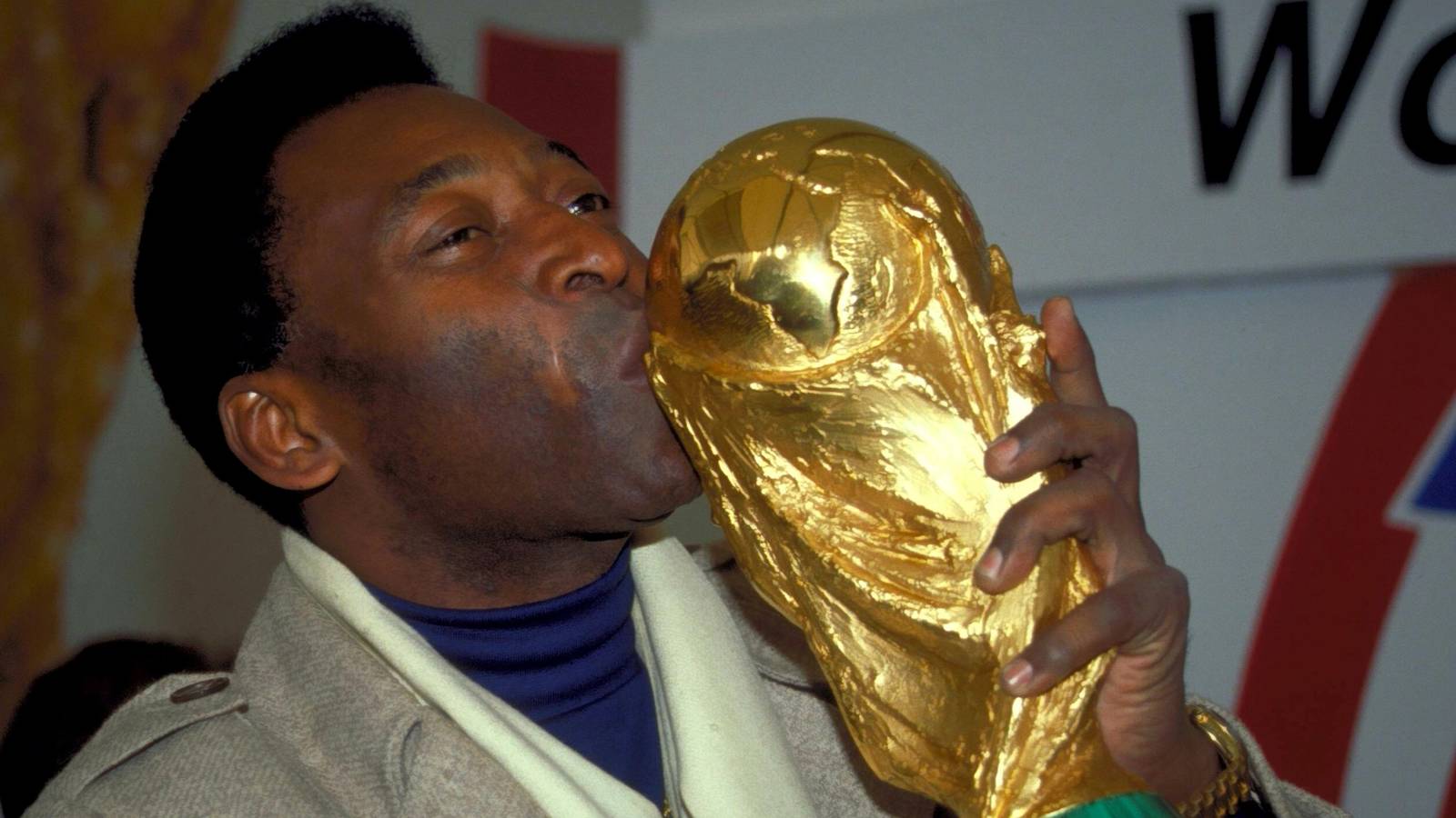 How Many Goals Pele Officially Scored