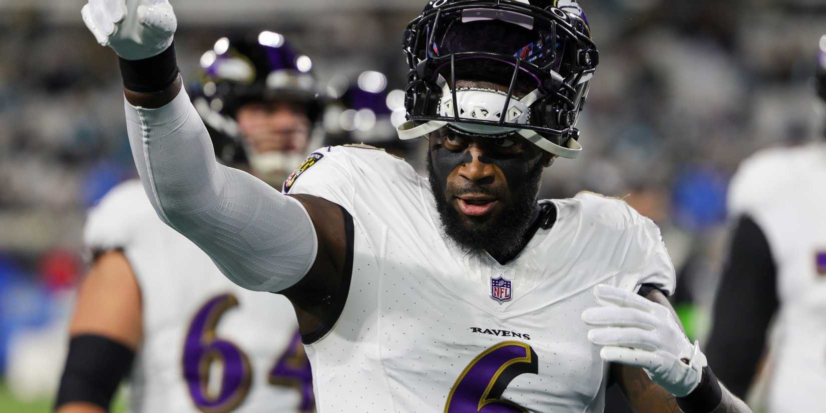 The 10 Highest-Paid Inside Linebackers in the NFL, Ranked by AAV