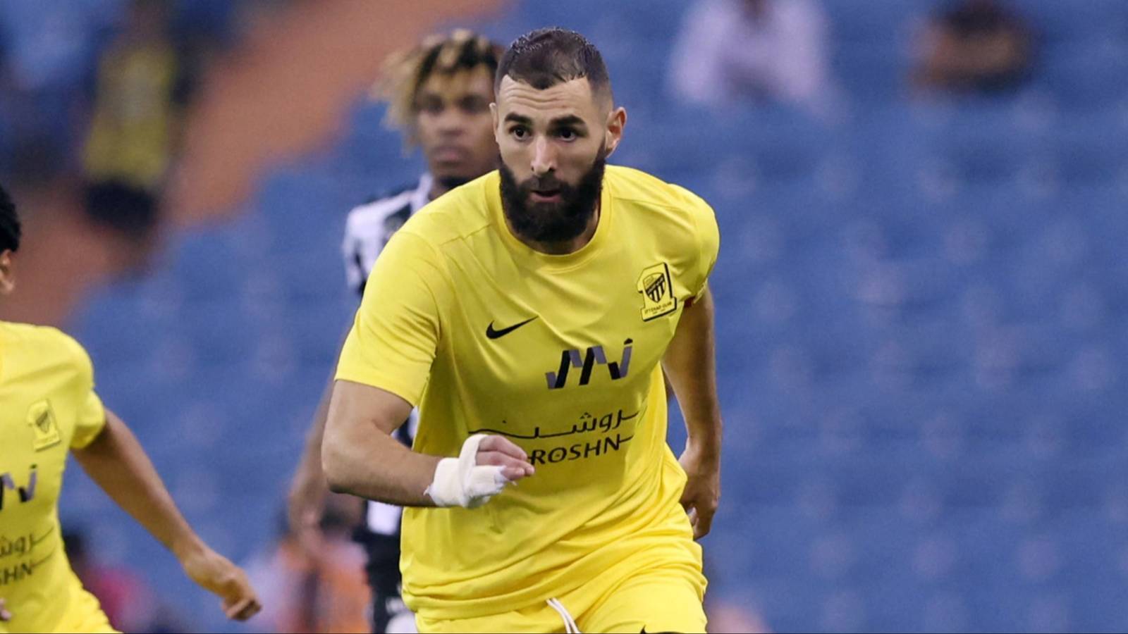 Man Utd deal to sign Karim Benzema is 'virtually impossible'