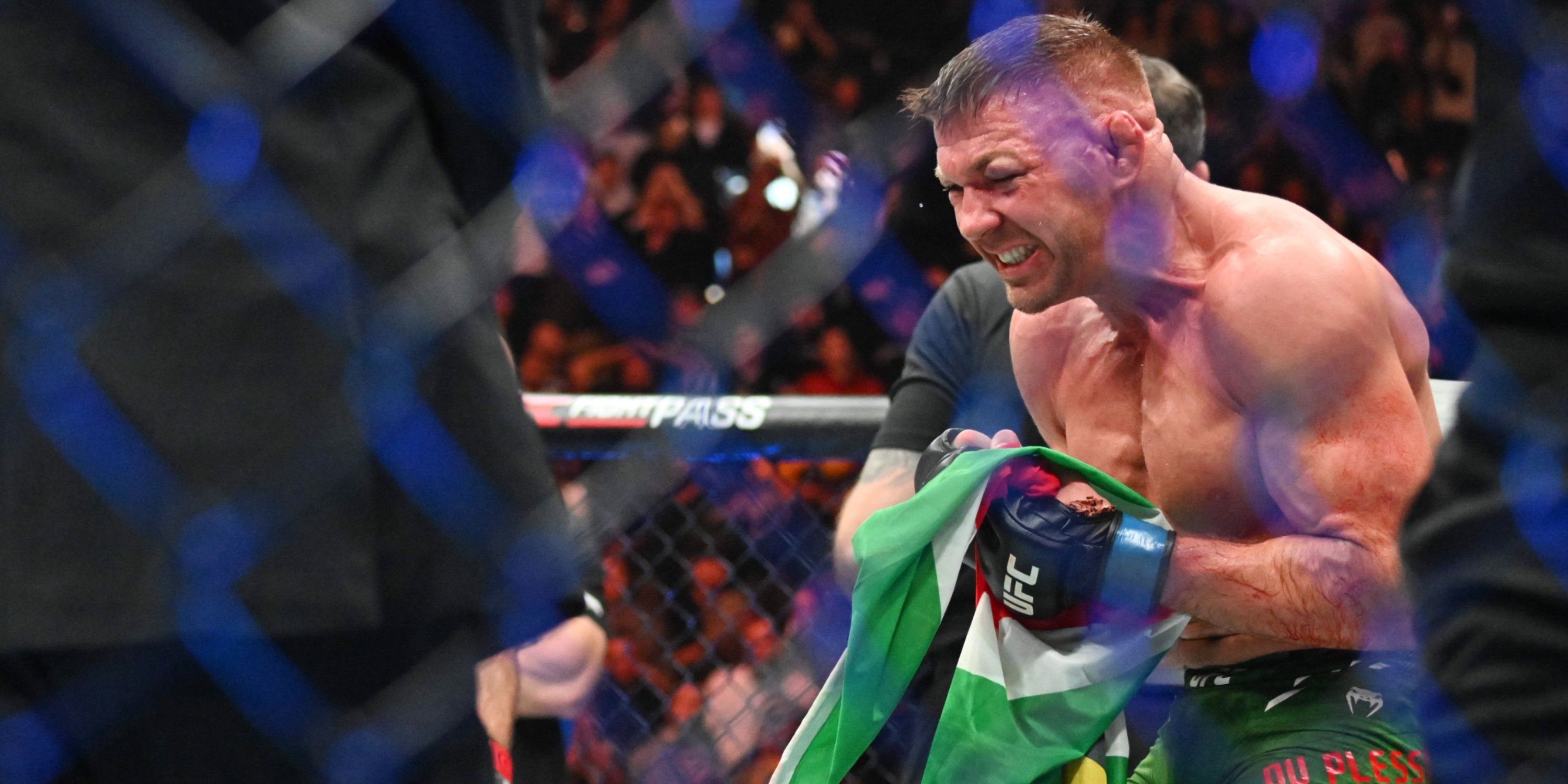 Drake loses huge bet on Sean Strickland vs Dricus du Plessis