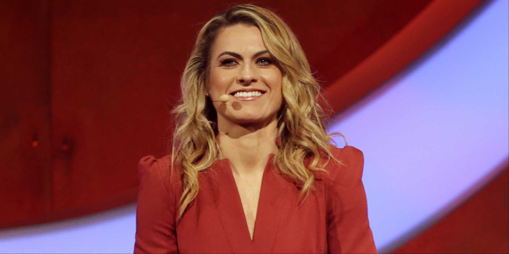20 Best Football Pundits on British TV Named and Ranked by AI