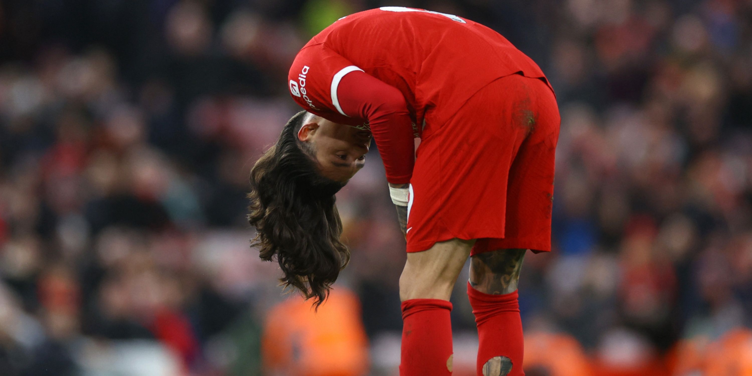 Darwin Nunez breaks Premier League record as Liverpool smash Chelsea