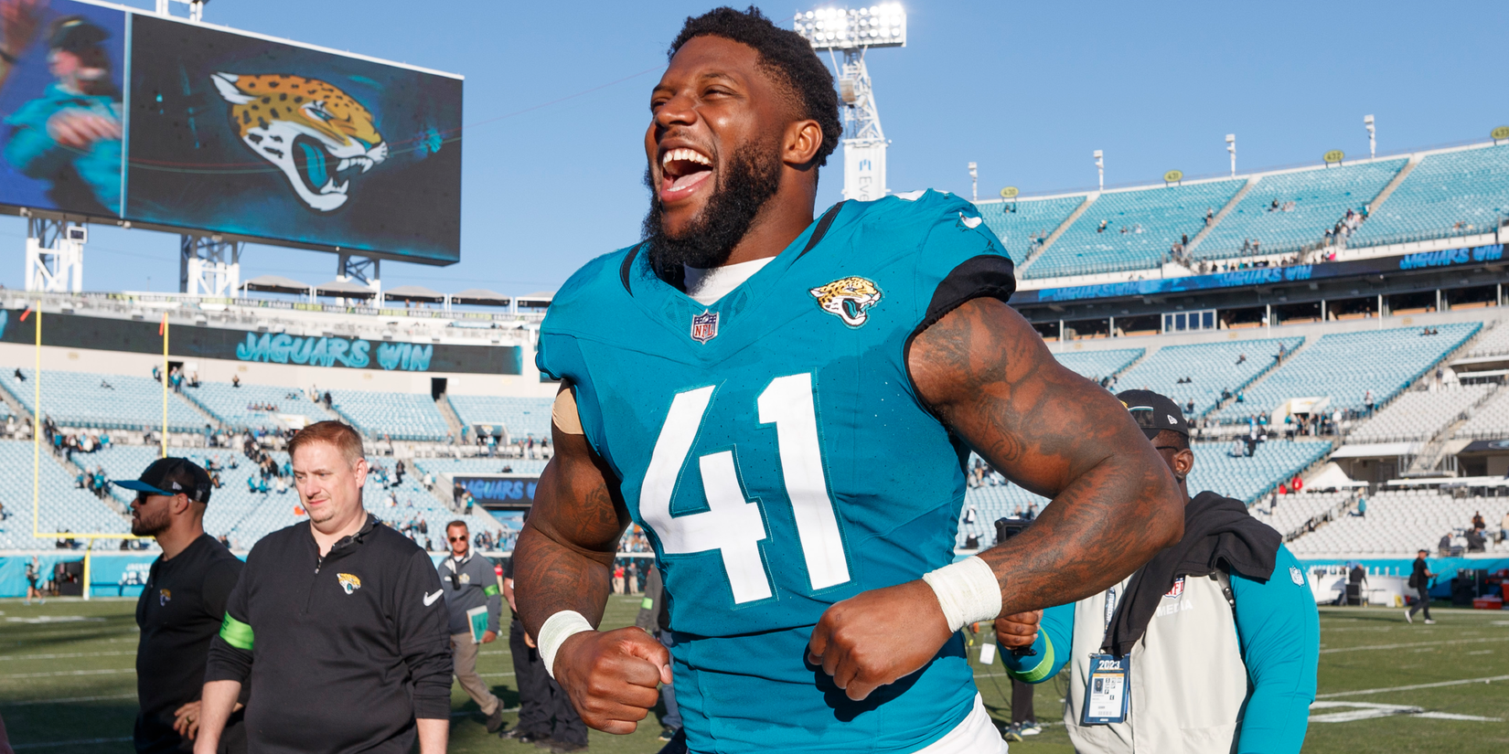 The 10 Highest-Paid Edge Rushers in the NFL, Ranked by AAV