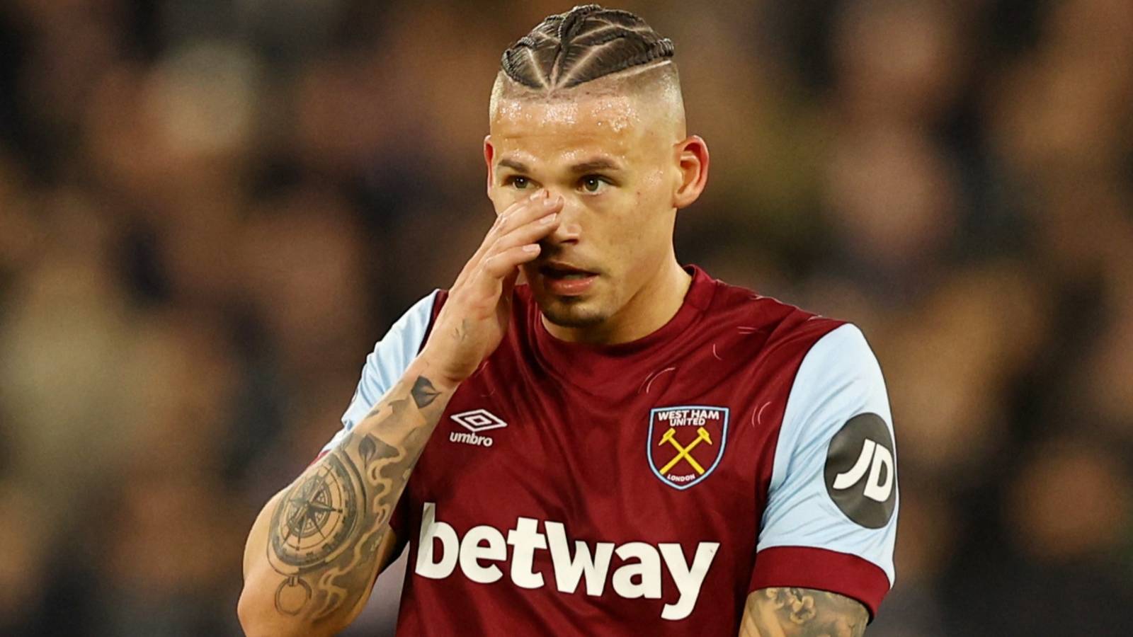 Aston Villa Submit Loan Offer to Sign Kalvin Phillips