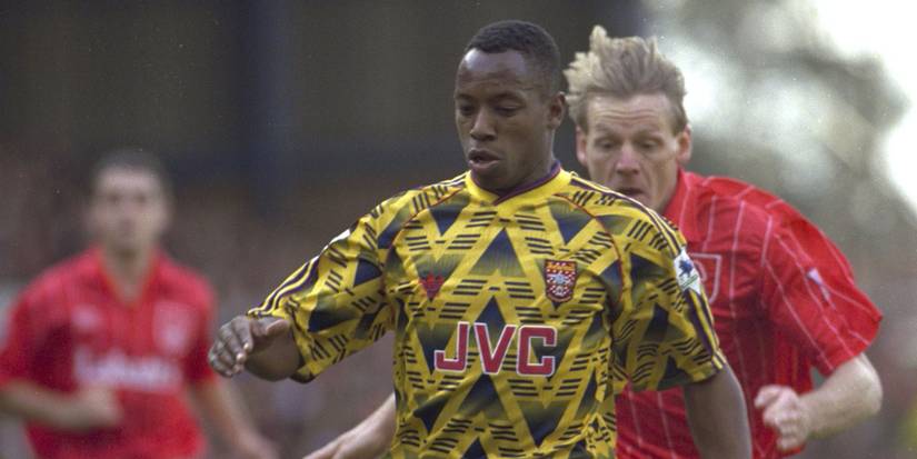 10 footballers who tried boxing