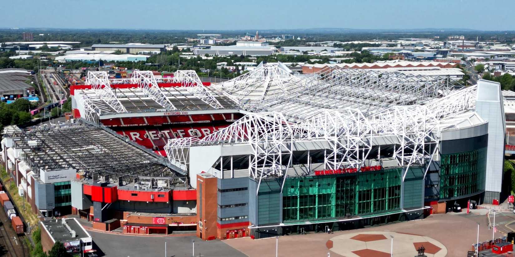 Guide to Old Trafford Stadium: Capacity, How to Get There and More