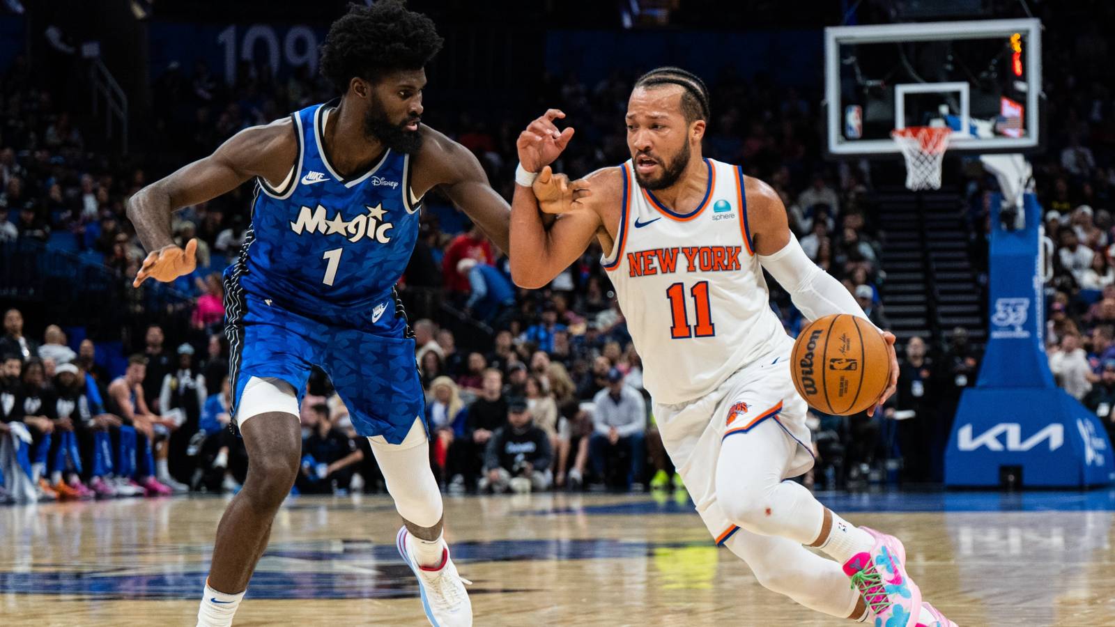 Orlando Magic channel inner Shaquille O'Neal in route over Knicks