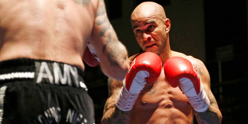 10 footballers who tried boxing