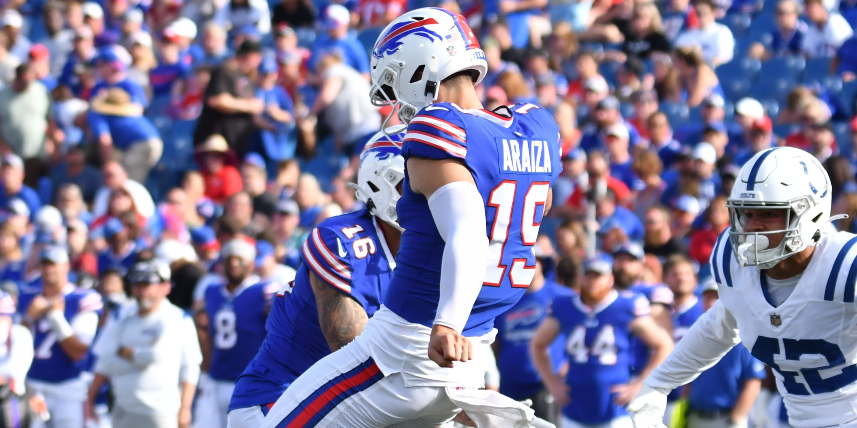 Report: Chiefs sign punter Matt Araiza