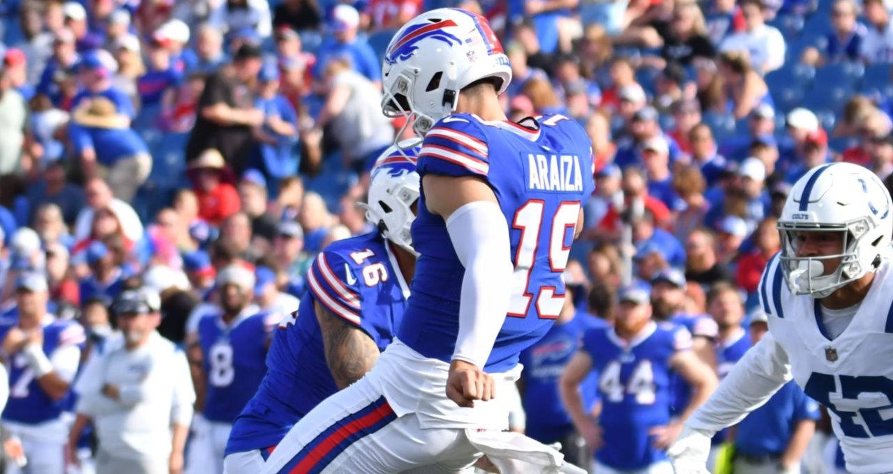 Report: Chiefs sign punter Matt Araiza