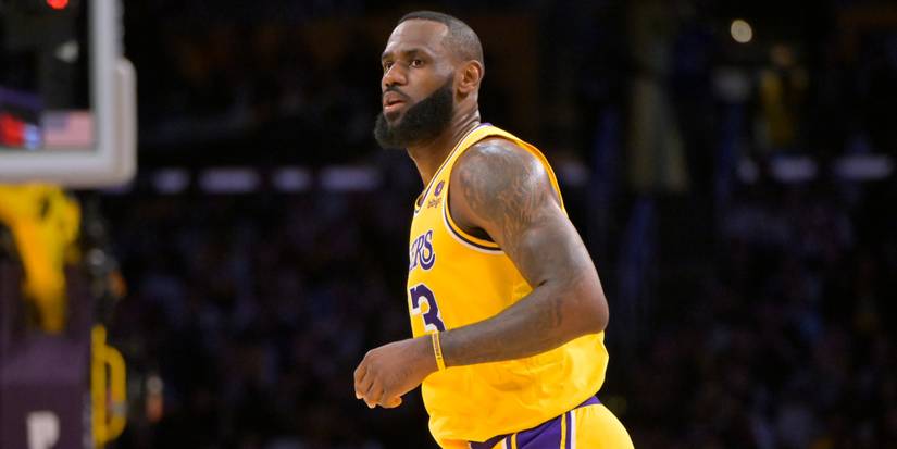 LeBron James Scores Point 40,000: What it Means for the NBA
