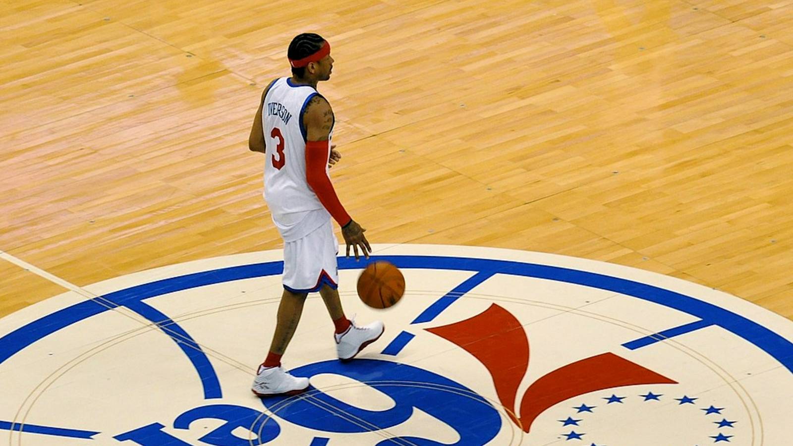 76ers to Pay Tribute to Allen Iverson With Statue