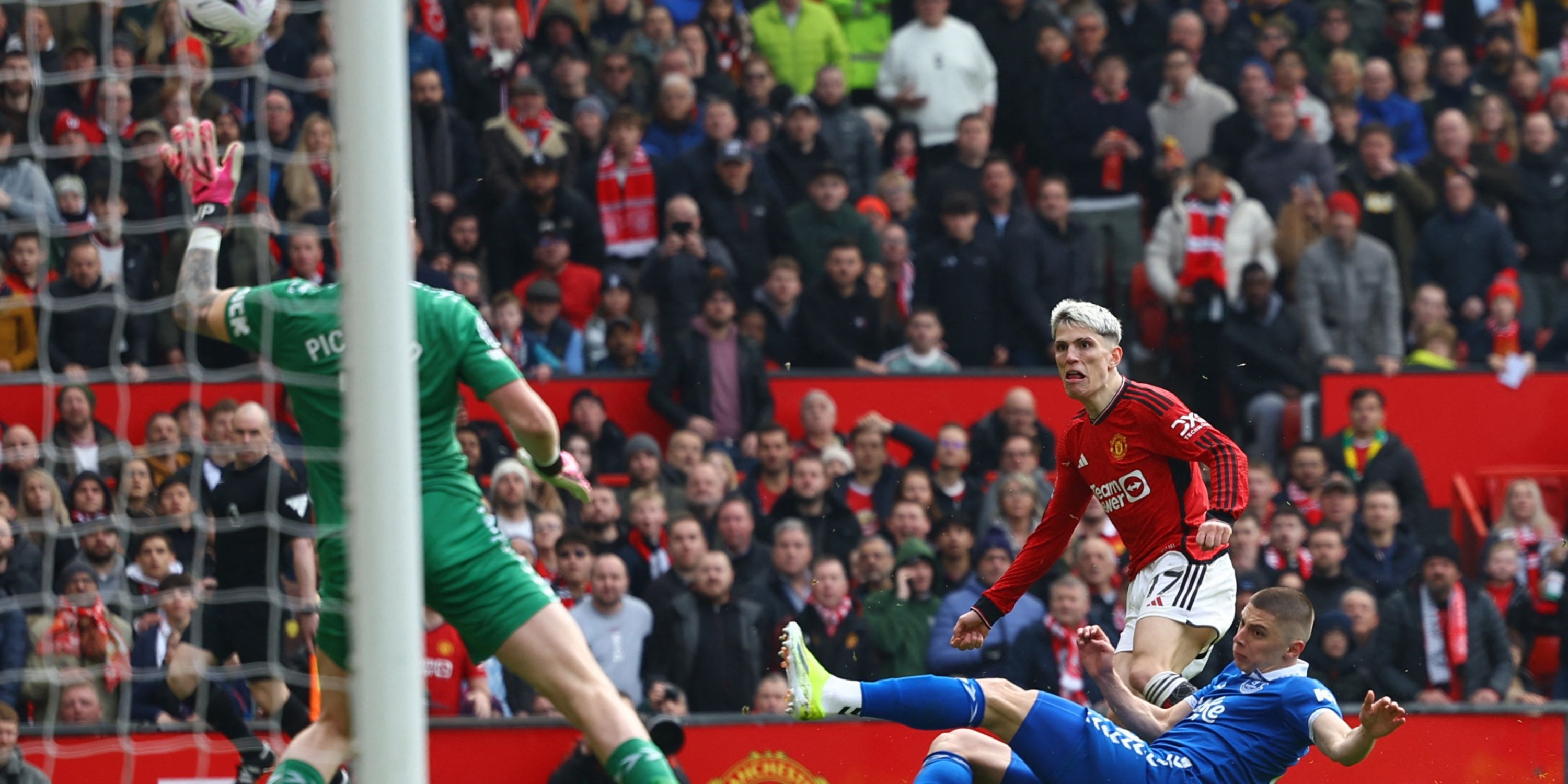 Alejandro Garnacho Sets Man United Record in 2-0 Win vs Everton