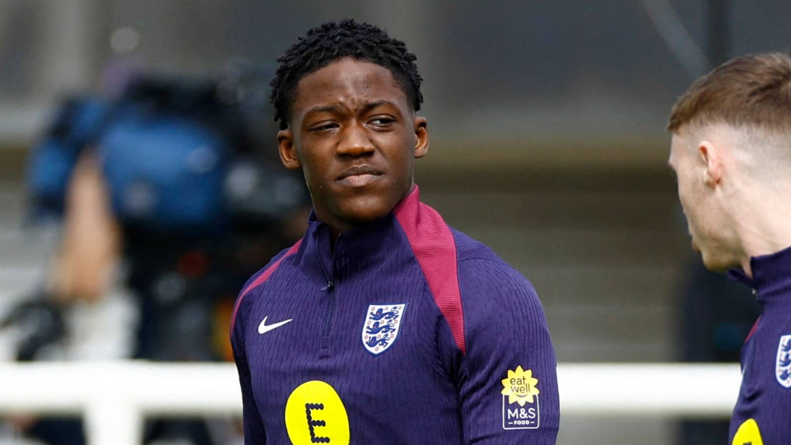 Kobbie Mainoo Destroys Conor Gallagher and Scores Stunning Solo Goal