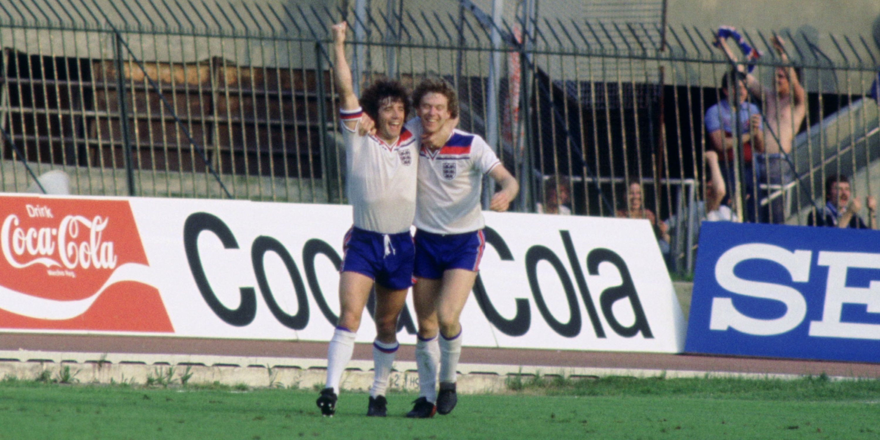 10 Best England Home Kits of All Time (Ranked)