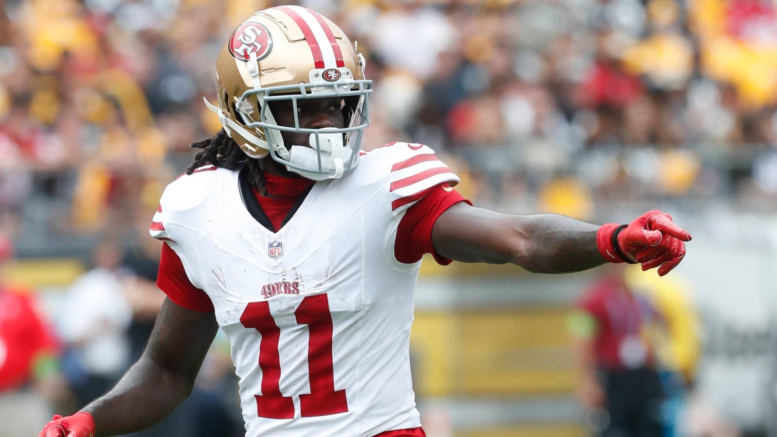 Examining the Strategy of NFL Players "Holding In" During the Offseason