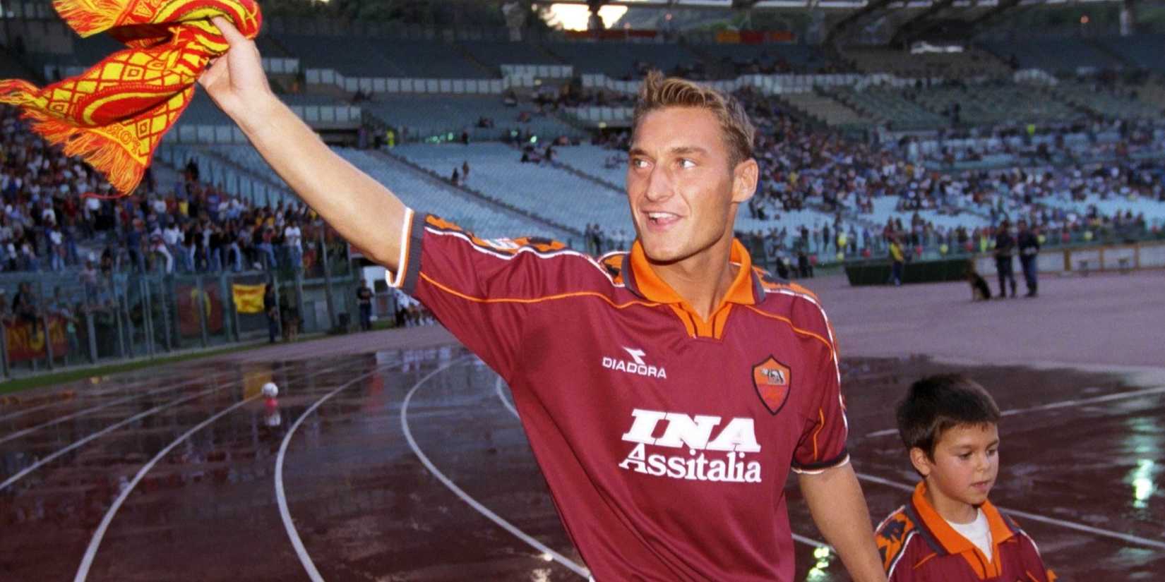 10 Players With the Most Penalties Scored in Football History