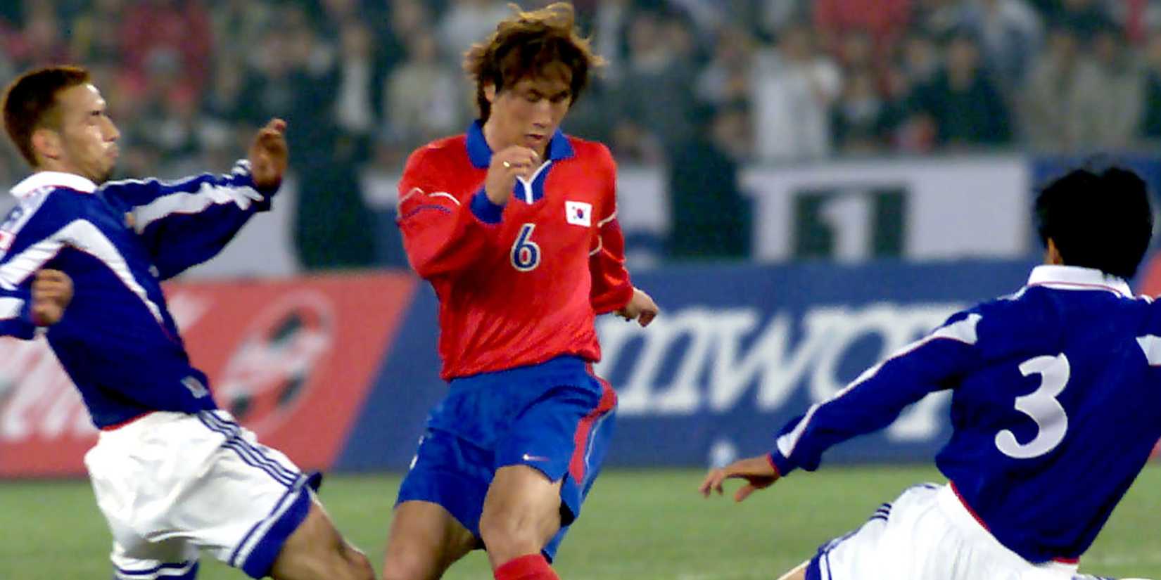 10 Greatest Asian Players in Football History [Ranked]