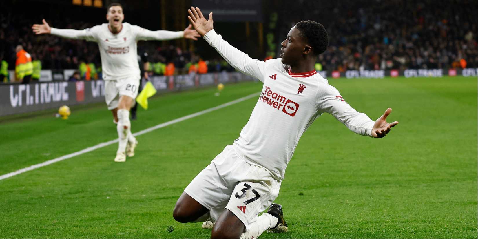 Kobbie Mainoo Destroys Conor Gallagher and Scores Stunning Solo Goal