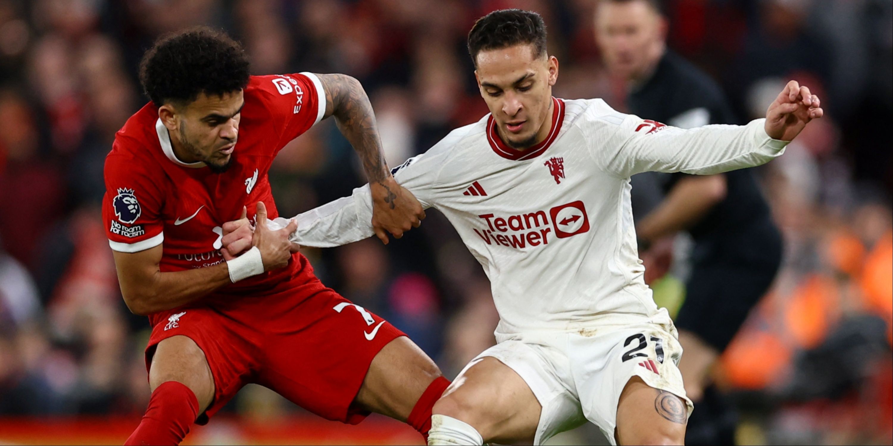 Antony has 'Been a Failure at Man Utd' After Coventry Gesture