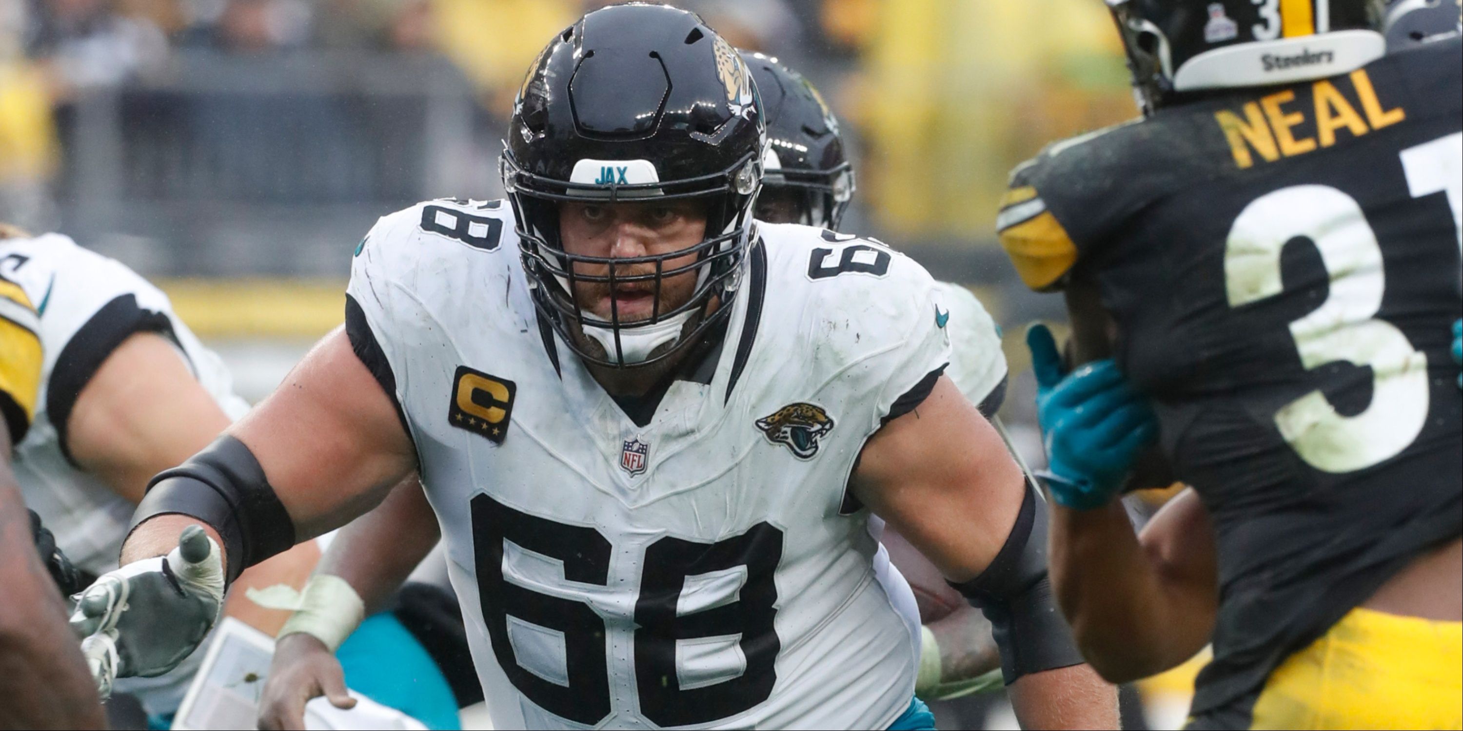 The 10 Highest-Paid Offensive Guards in the NFL, Ranked by AAV